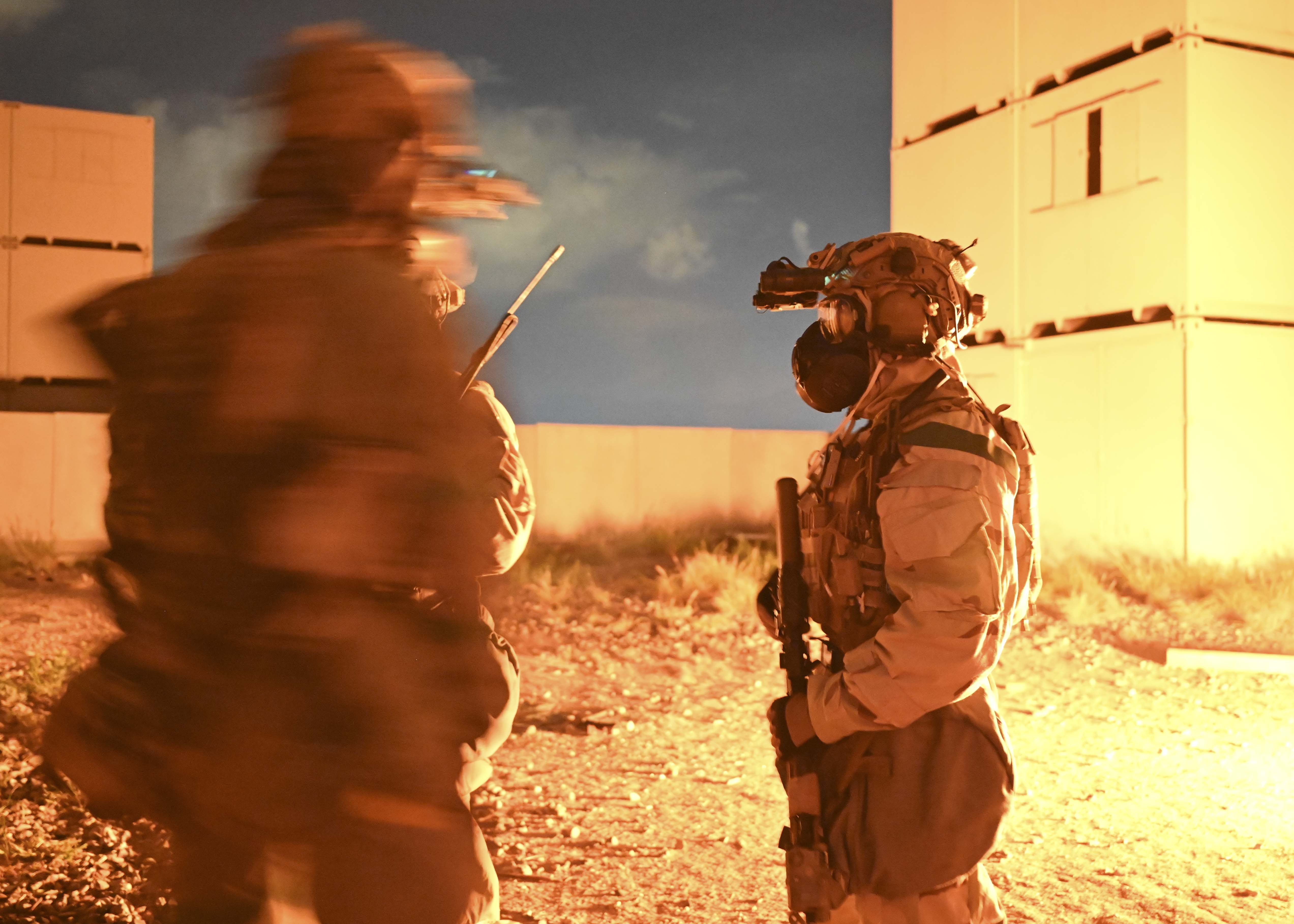 Combat Leader Course nighttime operations > Davis-Monthan Air Force ...