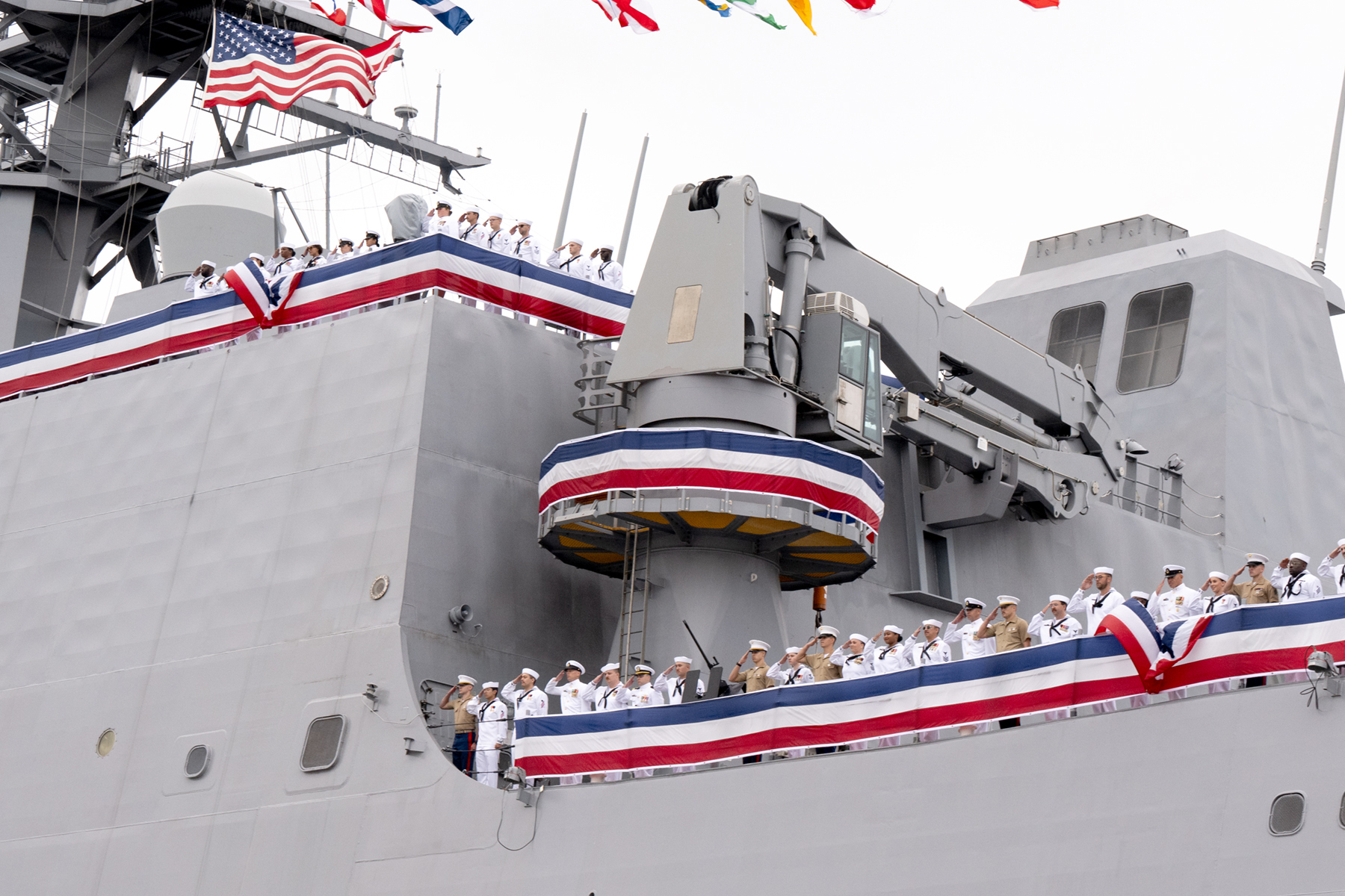 USS Richard M. McCool, Jr. Commissions > United States Navy > News Display