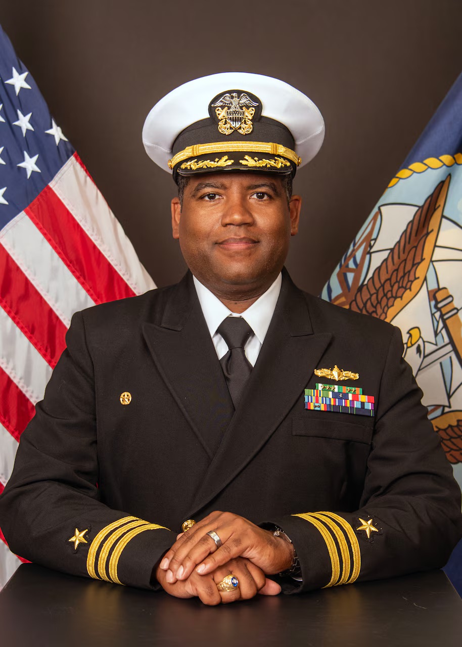 Commanding Officer, USS Carter Hall (LSD 50) > Commander, Naval Surface ...