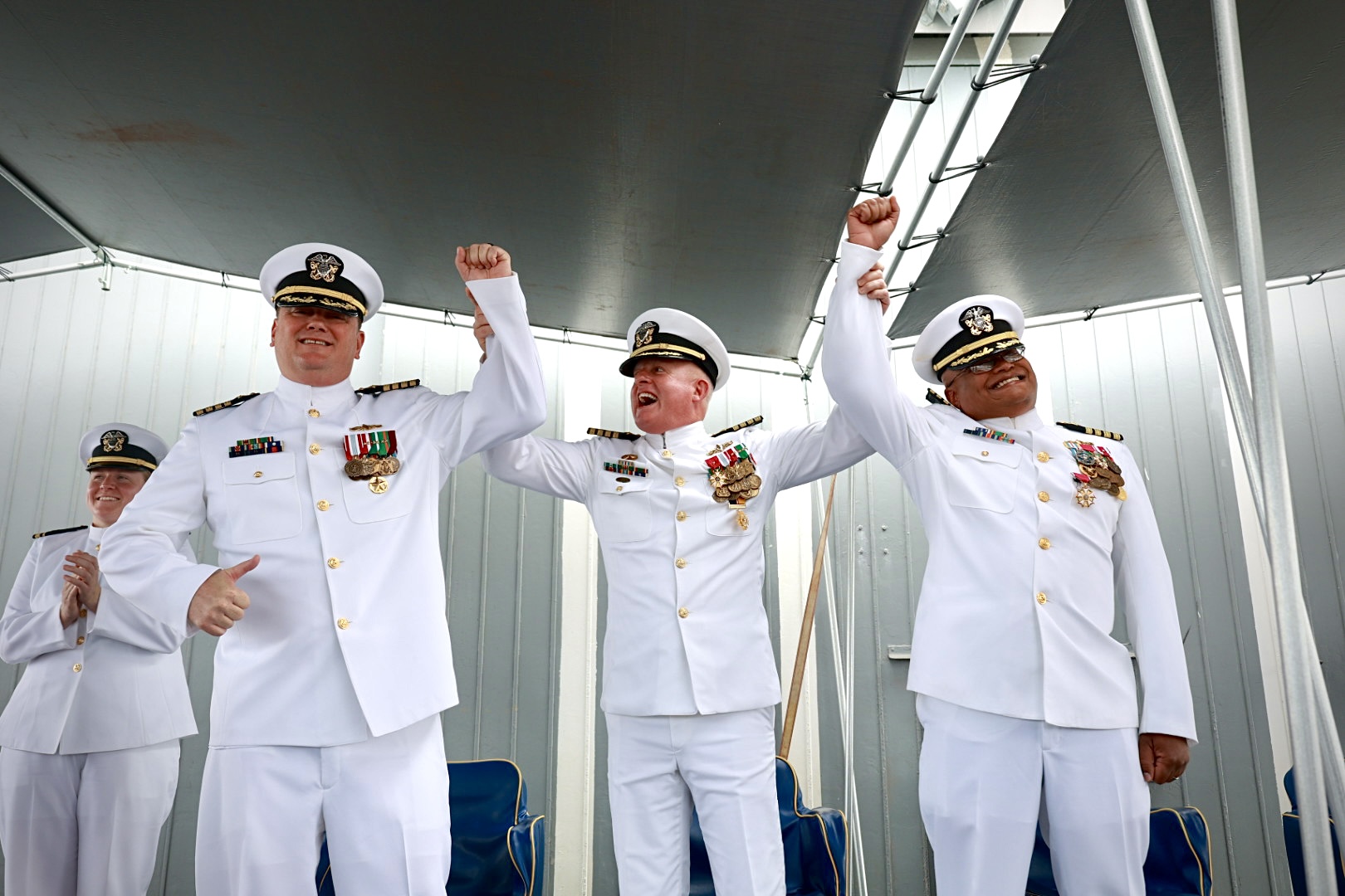 USS Shiloh Holds Change of Command > United States Navy > News Display