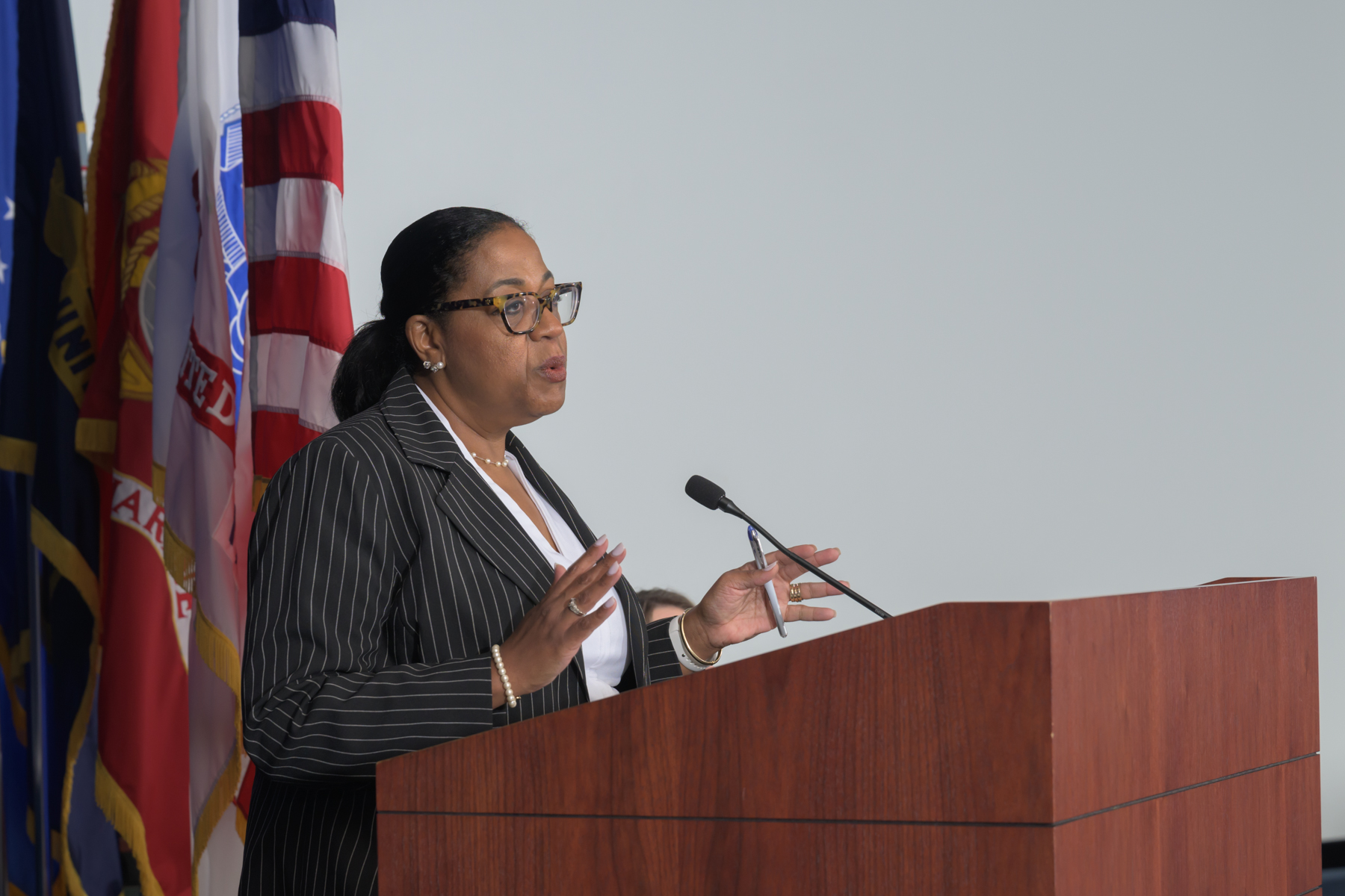 DLA Energy employees fill auditorium for commander’s first All Hands