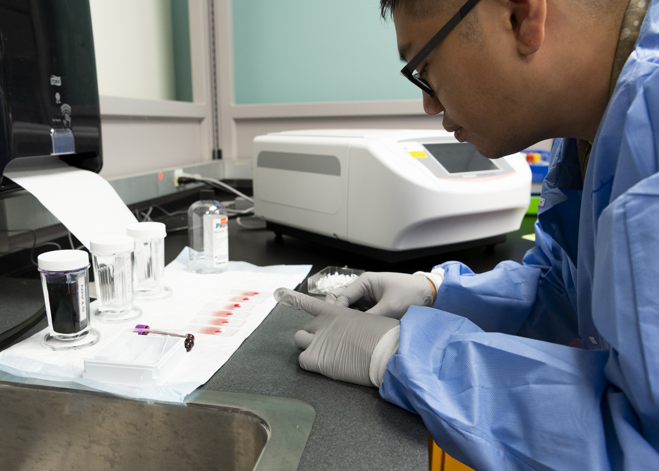 Air Force, Army medics team up to keep skills fresh > Air Force Life ...