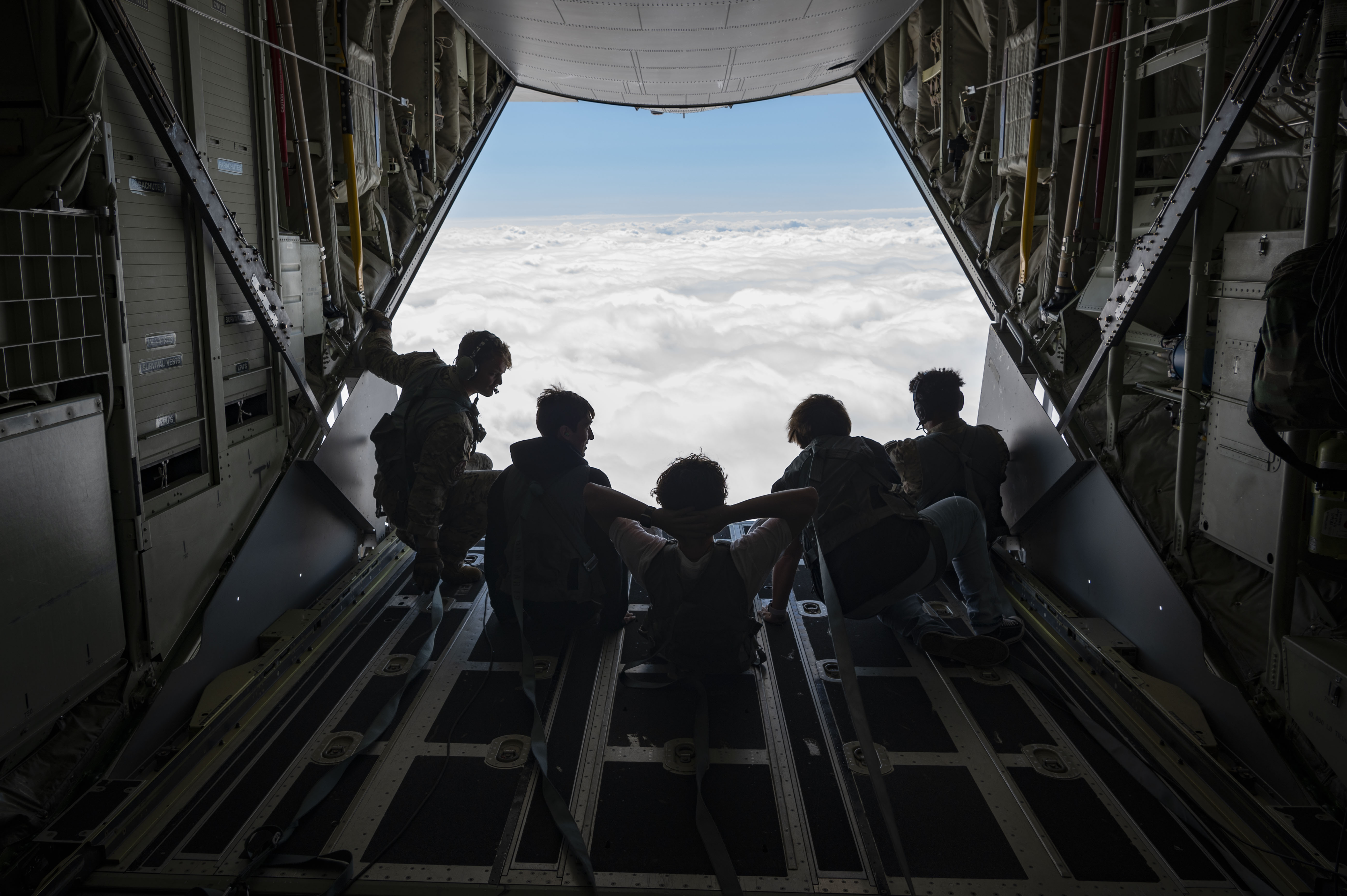 15th SOS inspires future aviators > Hurlburt Field > Article Display