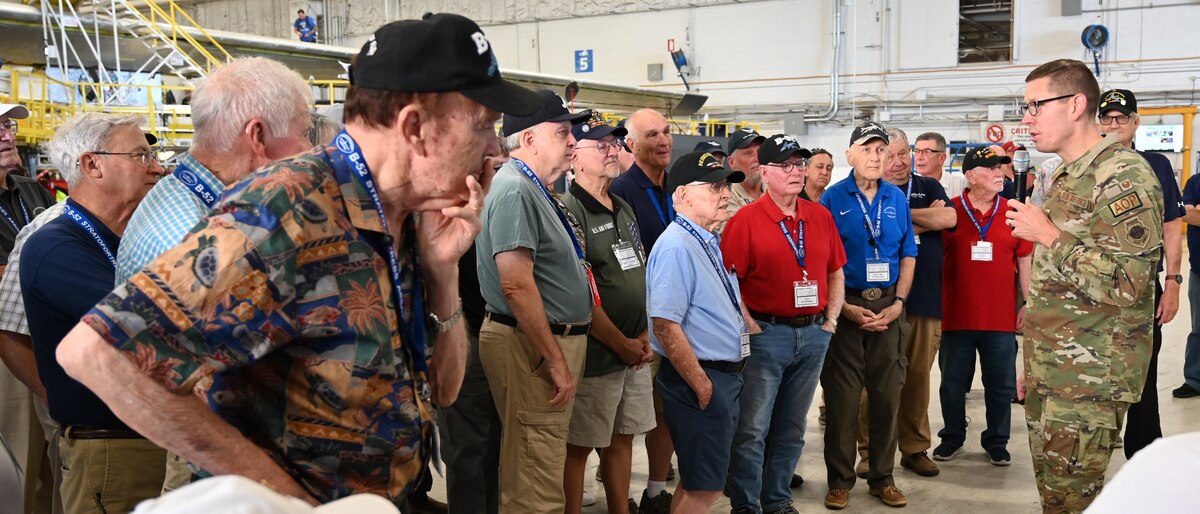 Photos: B-52 Veterans visit OC-ALC > Tinker Air Force Base > Article ...