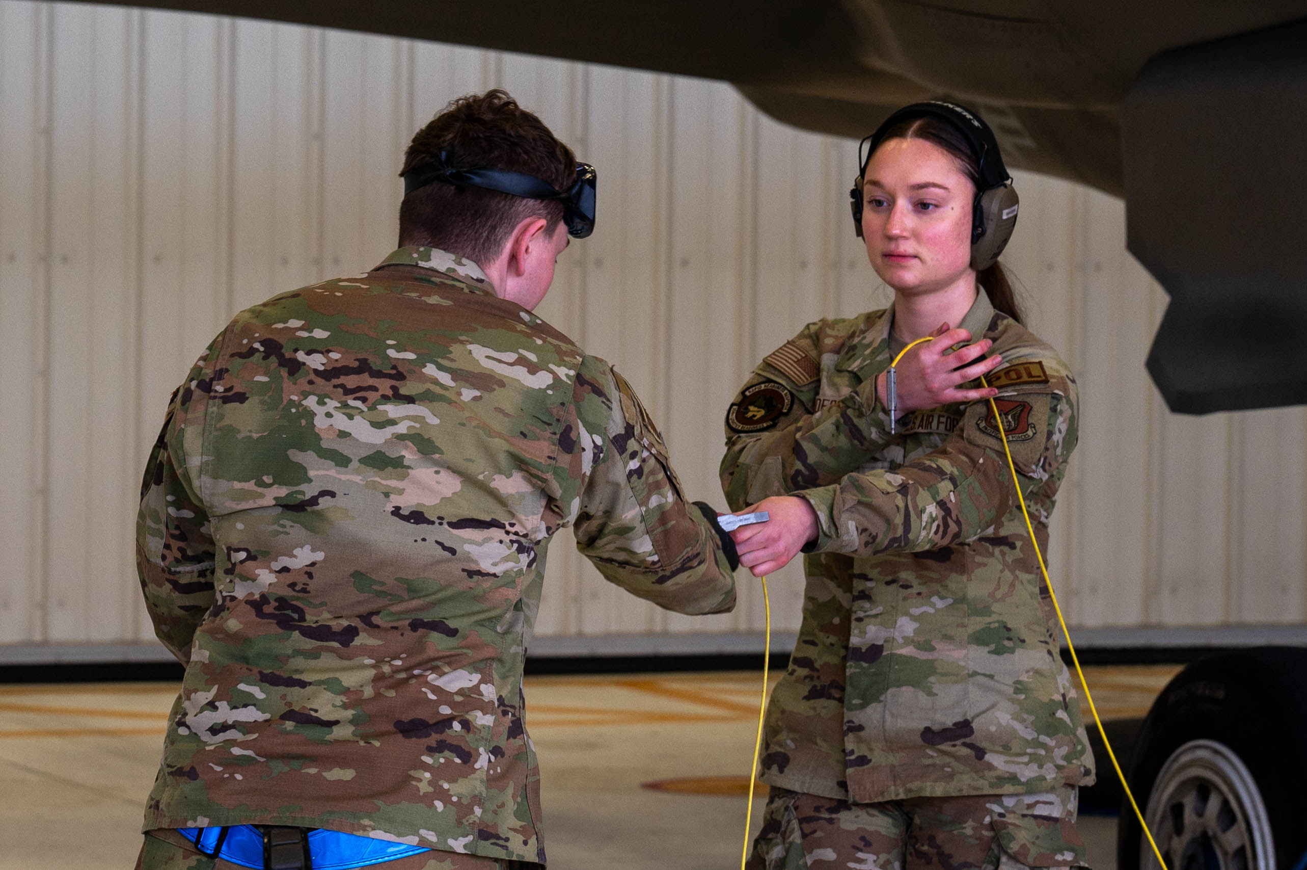 Fueling the Fight: POL Airman fuels F-35s > Eielson Air Force Base ...