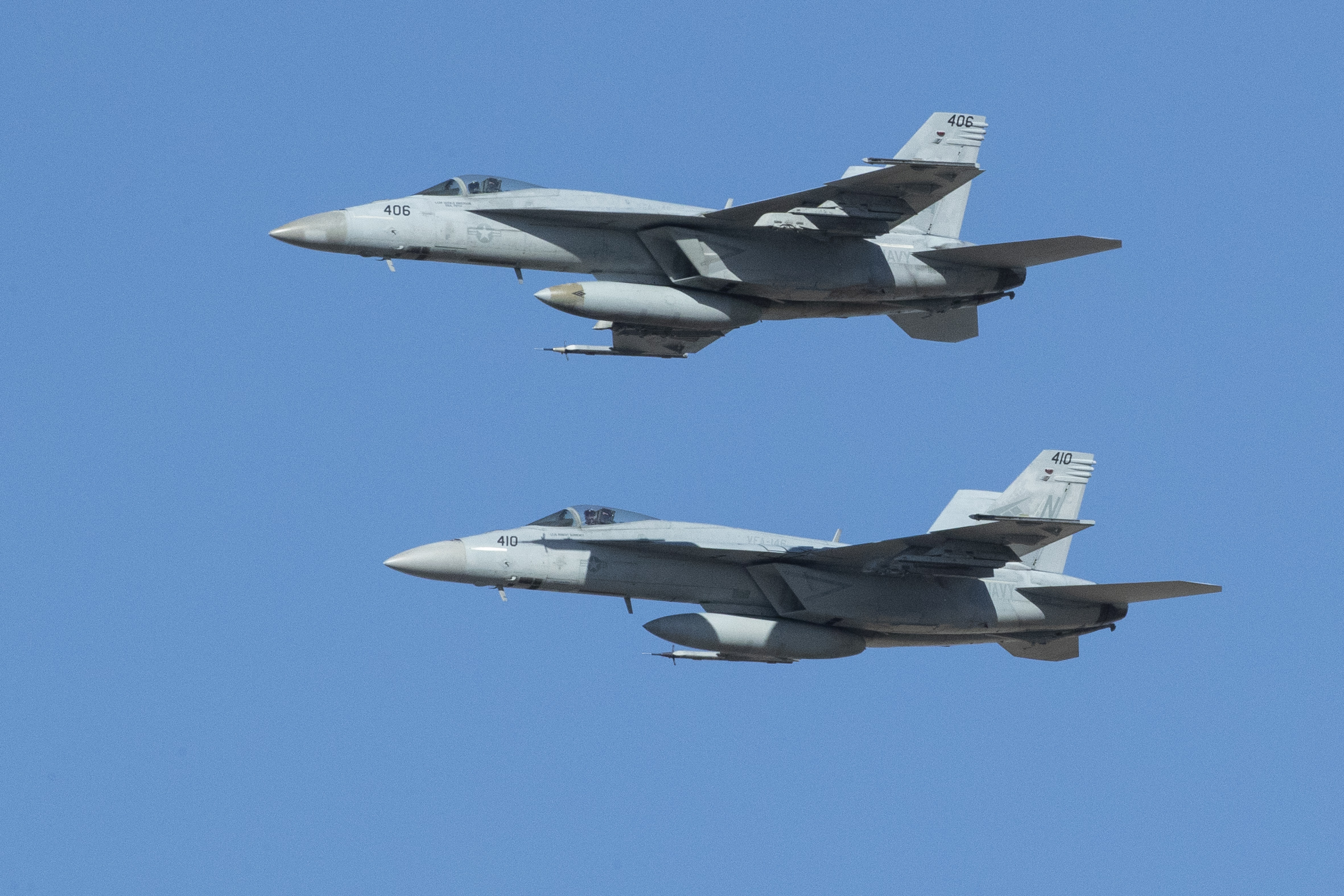 Carrier Air Wing 5 Completes Air Wing Fallon Training in Rare Full ...