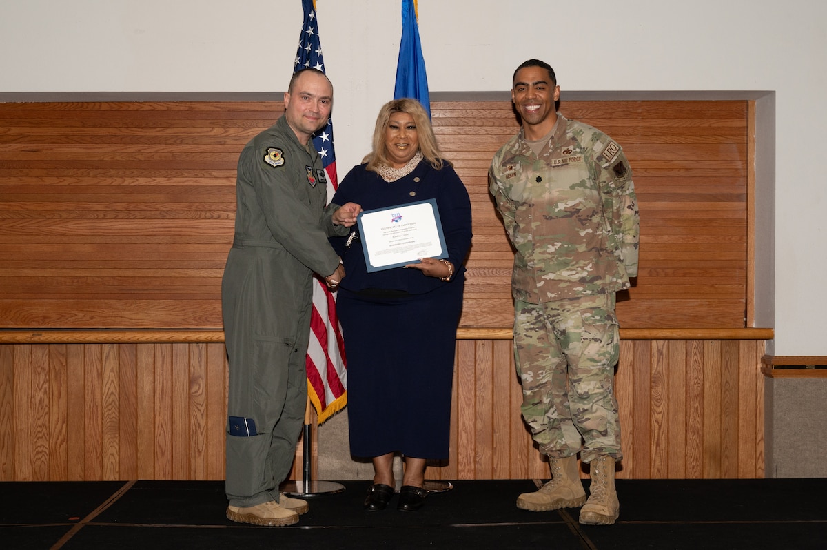 Honorary commander induction ceremony > Nellis Air Force Base > Article ...