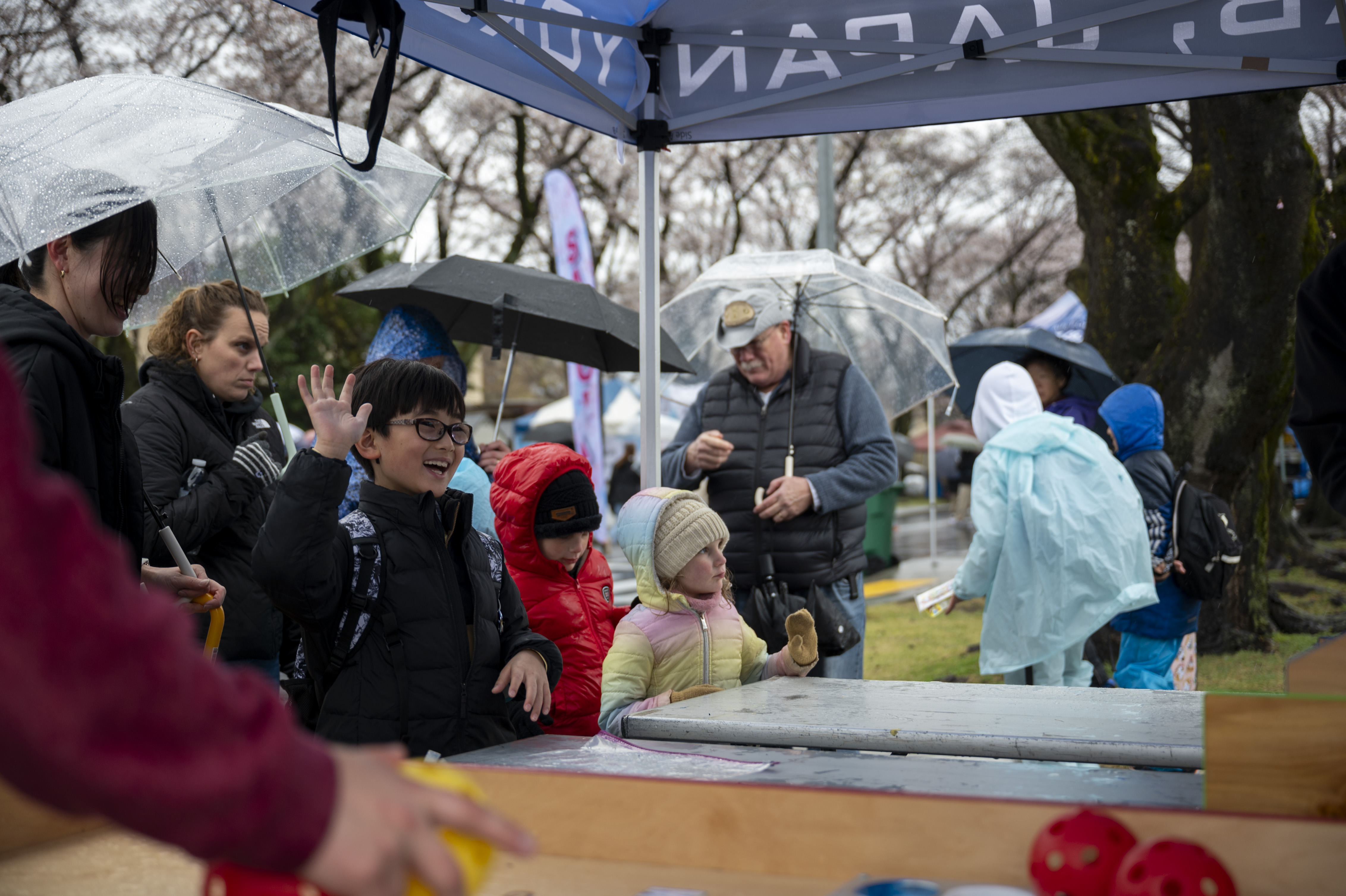 U.S., Japan friendship flourishes during rainy Sakura Festival > Yokota ...
