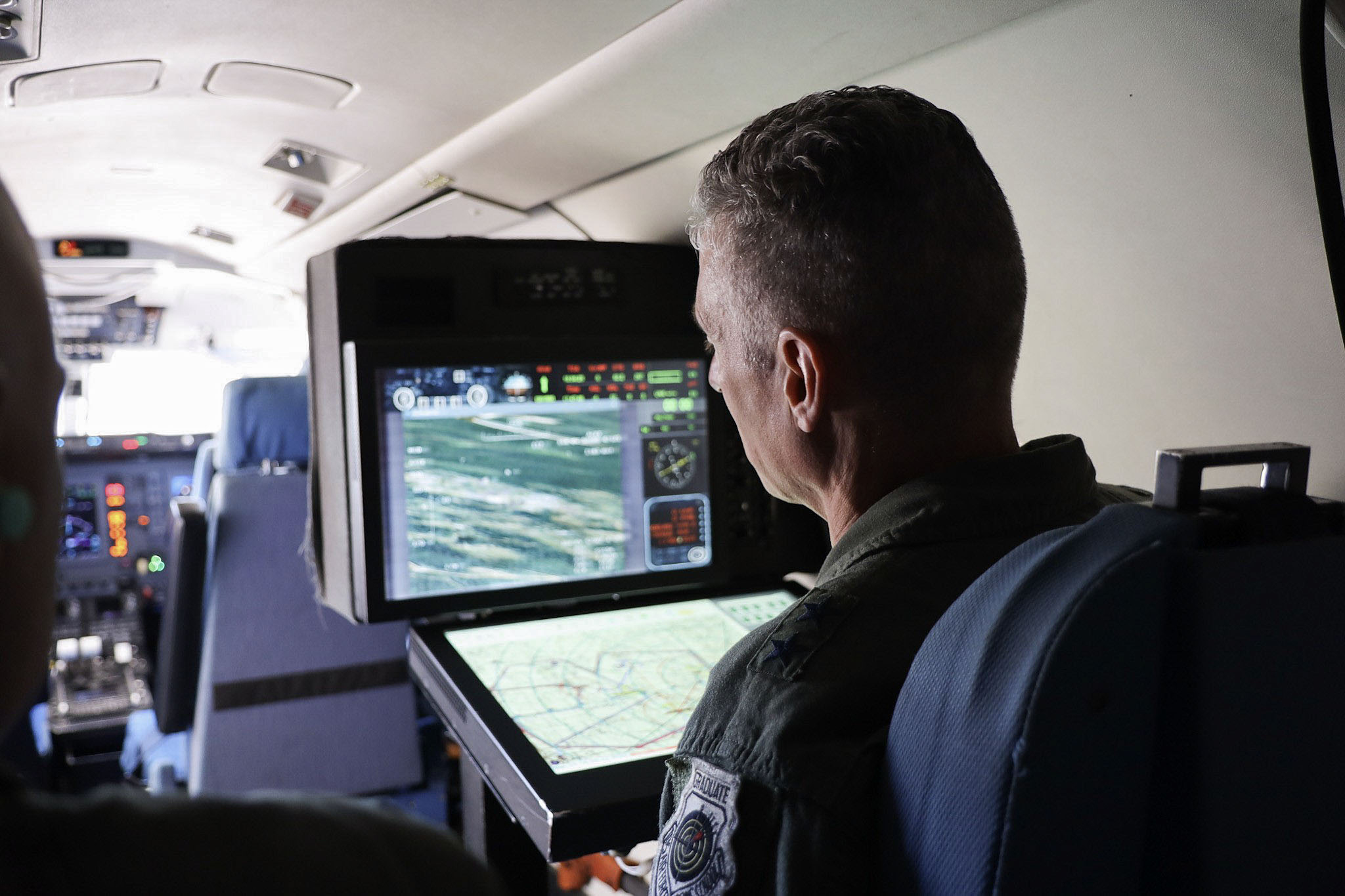 19th Air Force commander observers combat systems officer training at ...