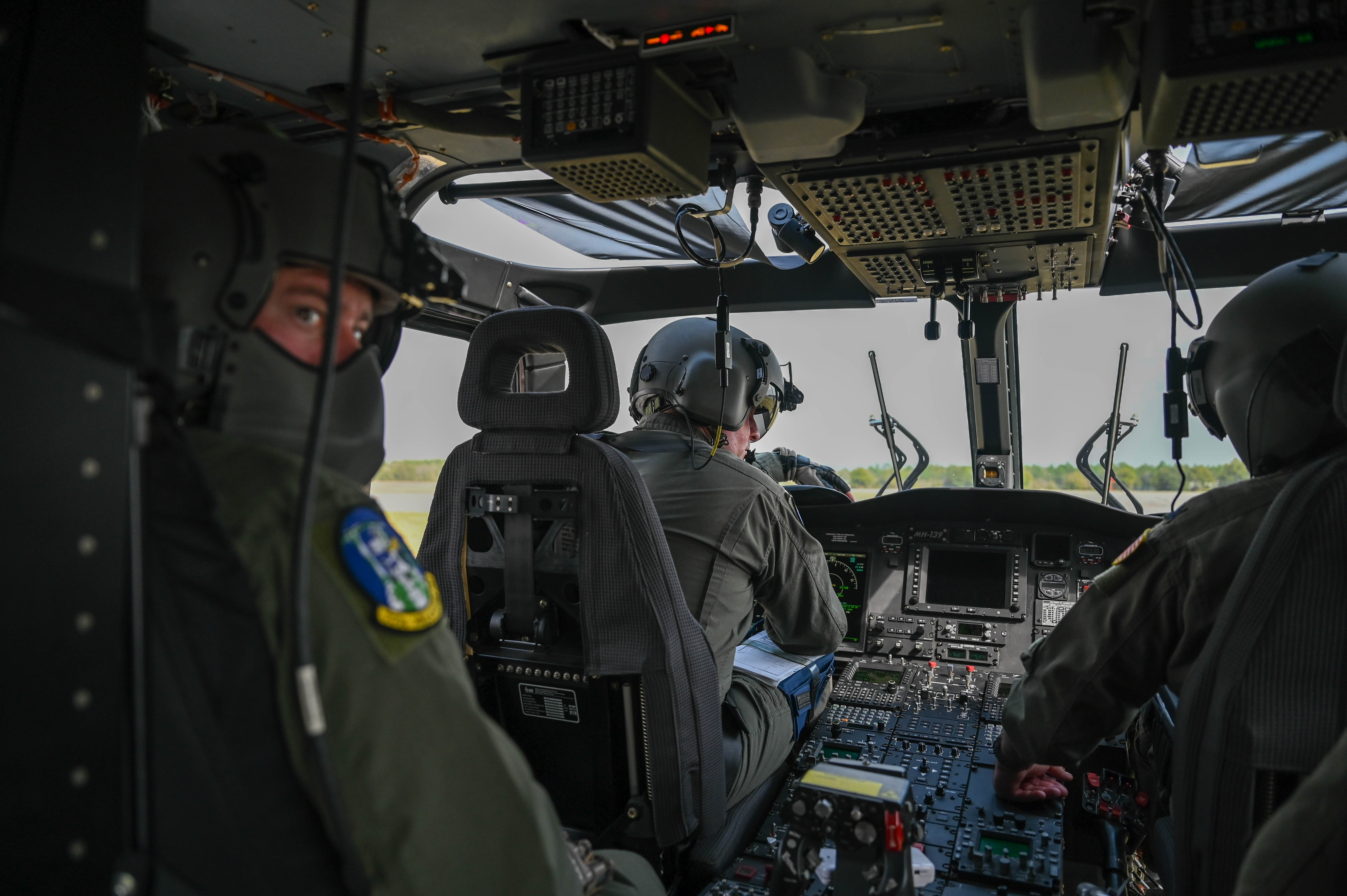 703rd HS refines key skills during training flight > Air University (AU ...