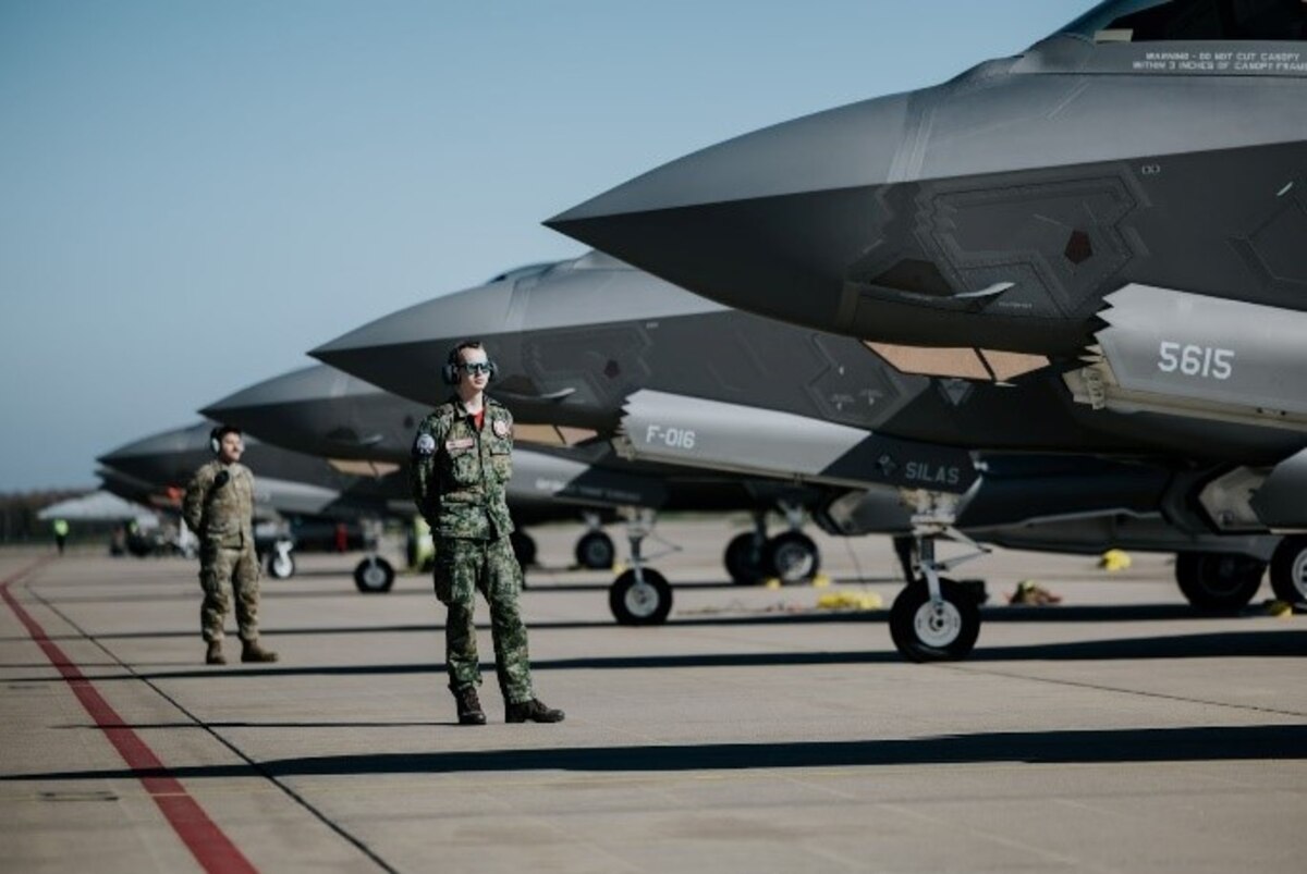 U.S., Netherlands air forces enhance fifth-generation interoperability at NATO flag exercise > U ...