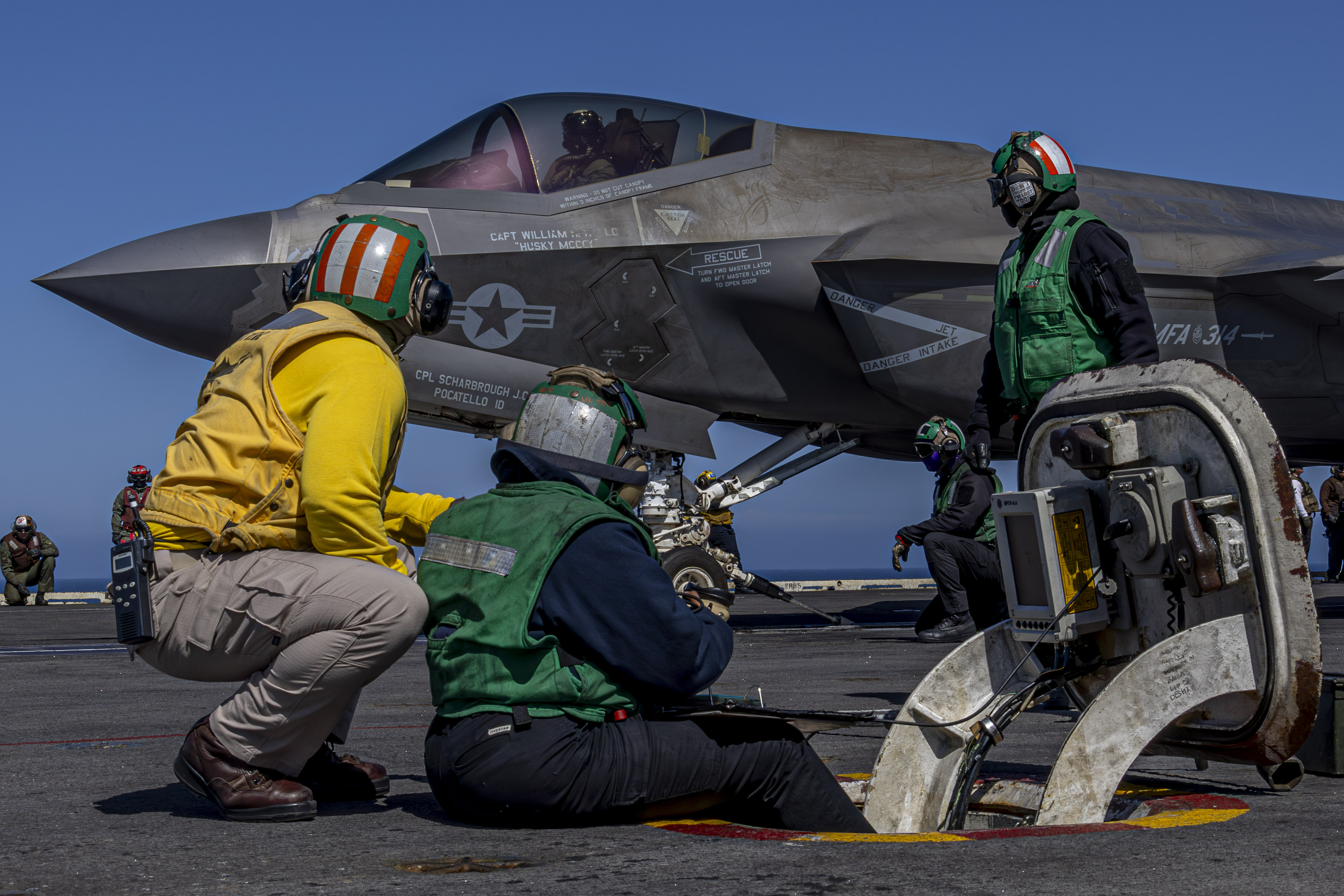 Abraham Lincoln conducts flight operations