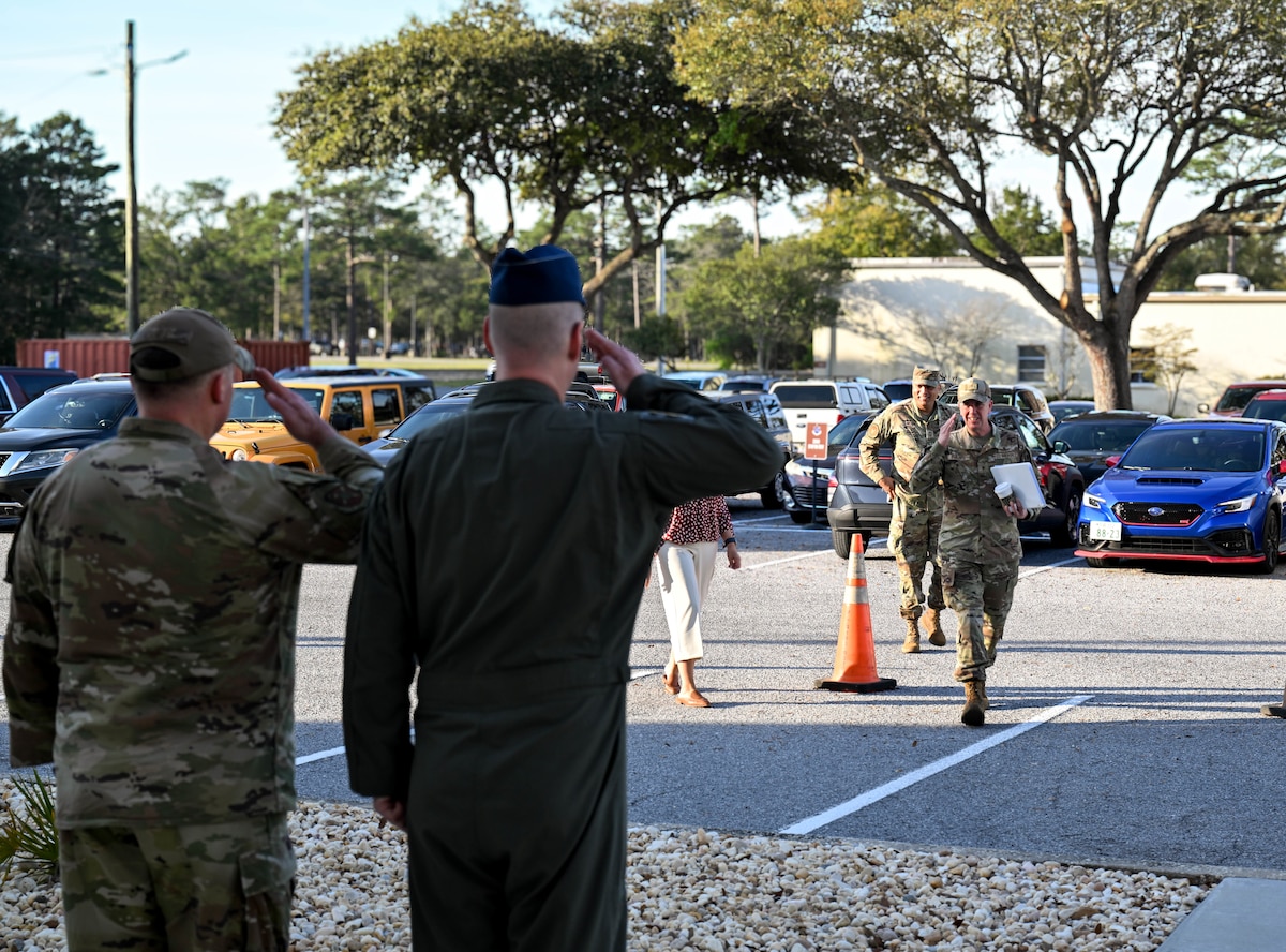 ACC/A6 visits the 350th Spectrum Warfare Wing > 350th Spectrum Warfare ...