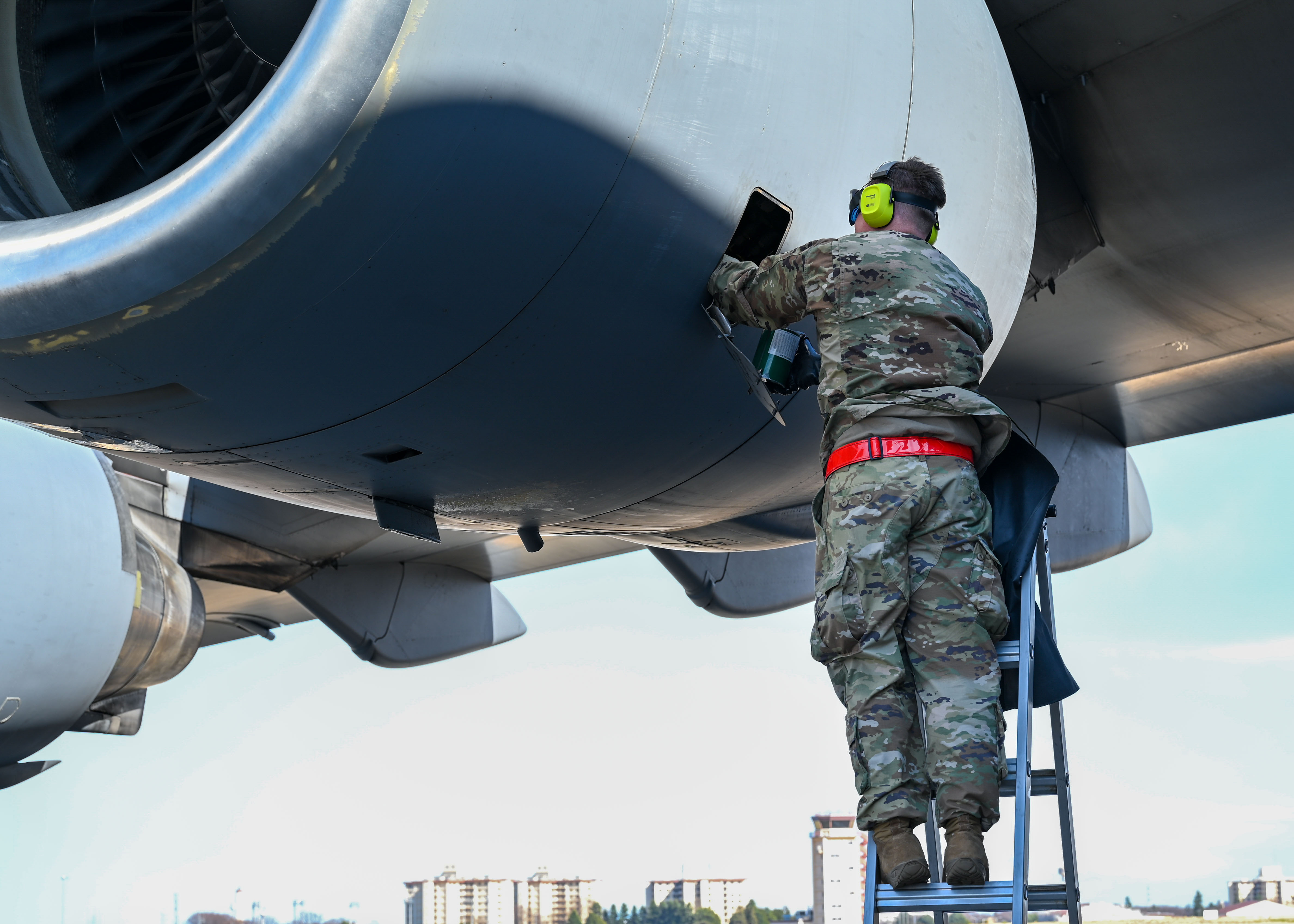 Dover reservists train, strengthen readiness in the Pacific > 512th ...