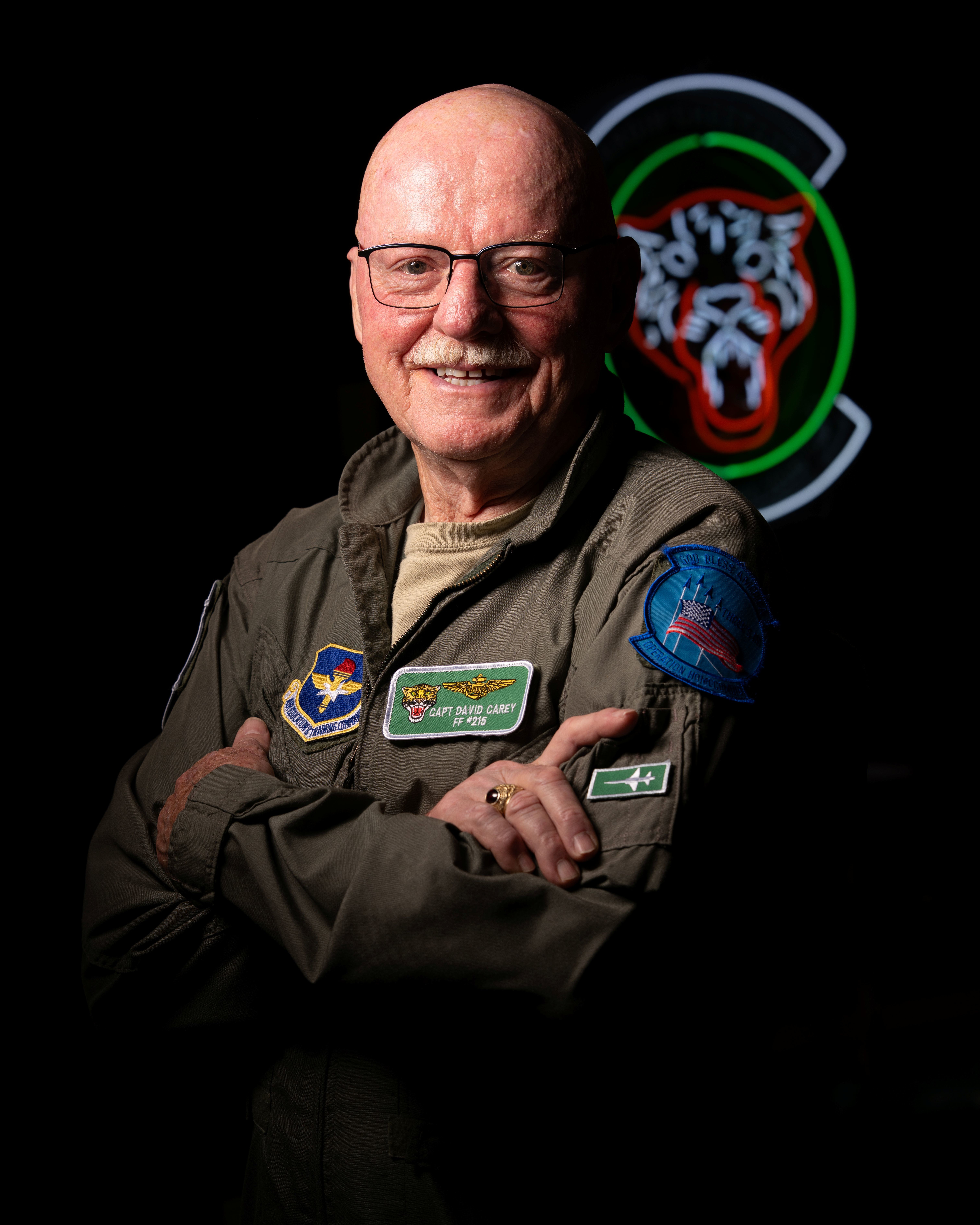 560th FTS honors Navy POW during 52nd Annual Freedom Flyer Reunion ...