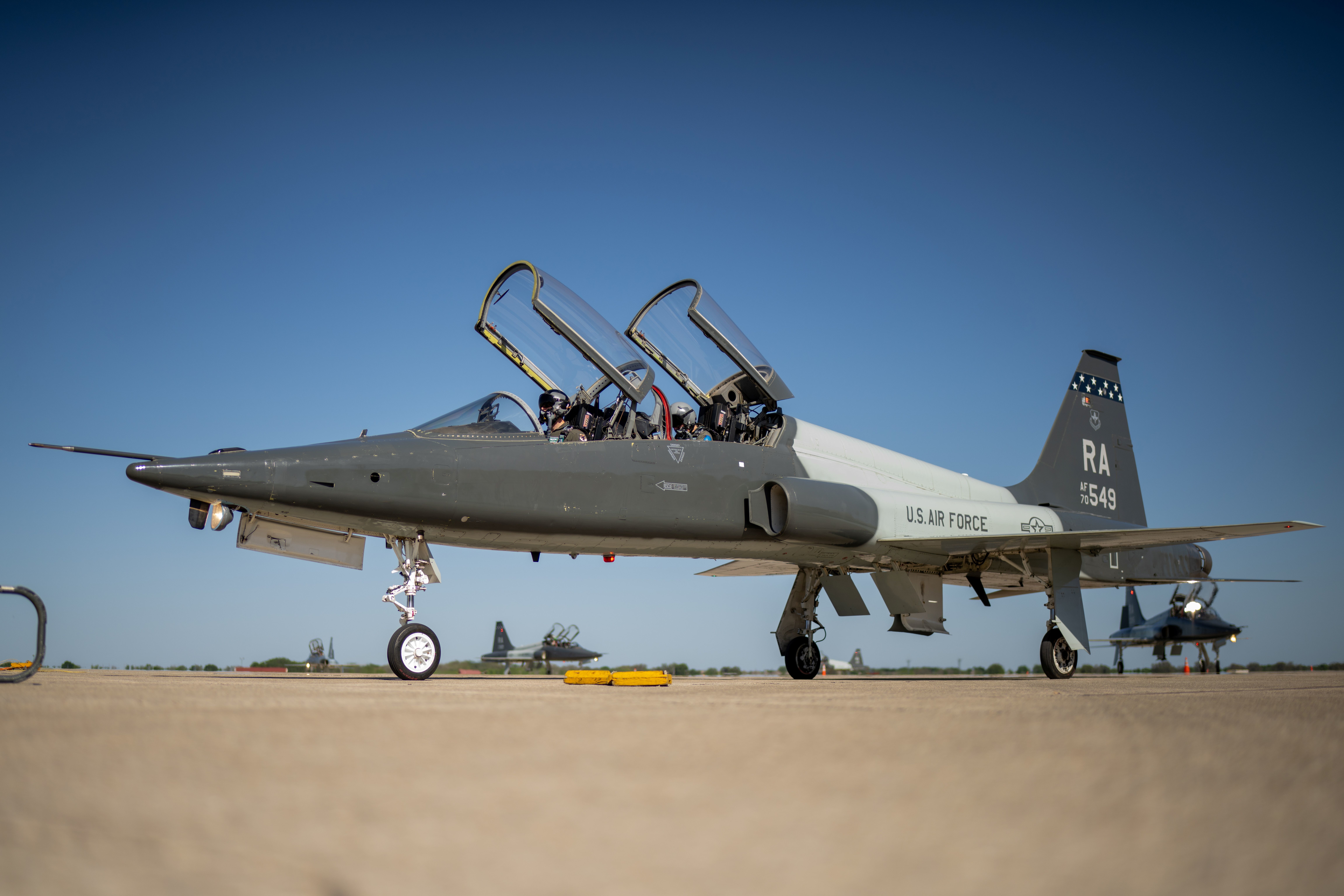 560th FTS honors Navy POW during 52nd Annual Freedom Flyer Reunion ...