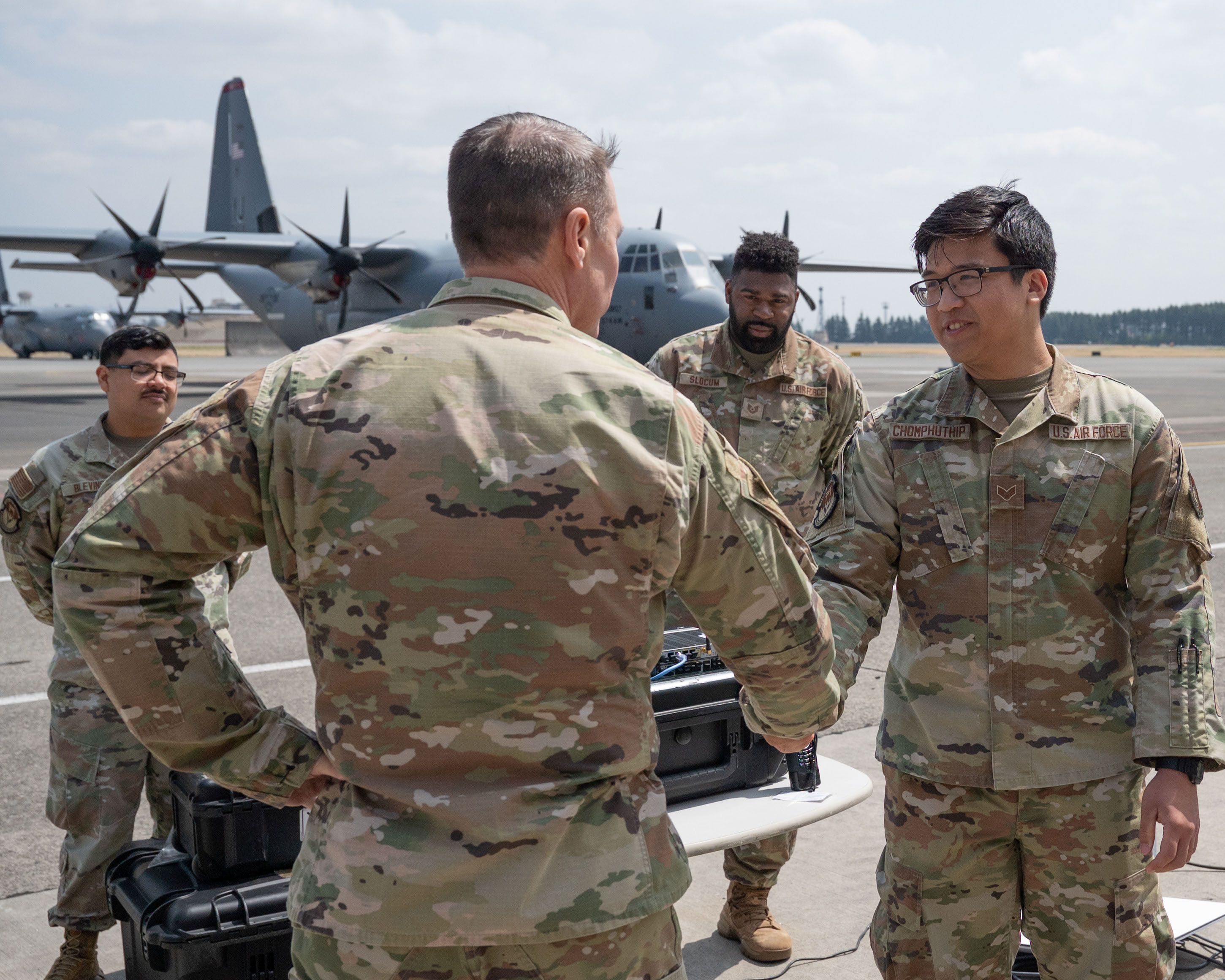PACAF A4 logistics director visits Yokota > Yokota Air Base > Article ...