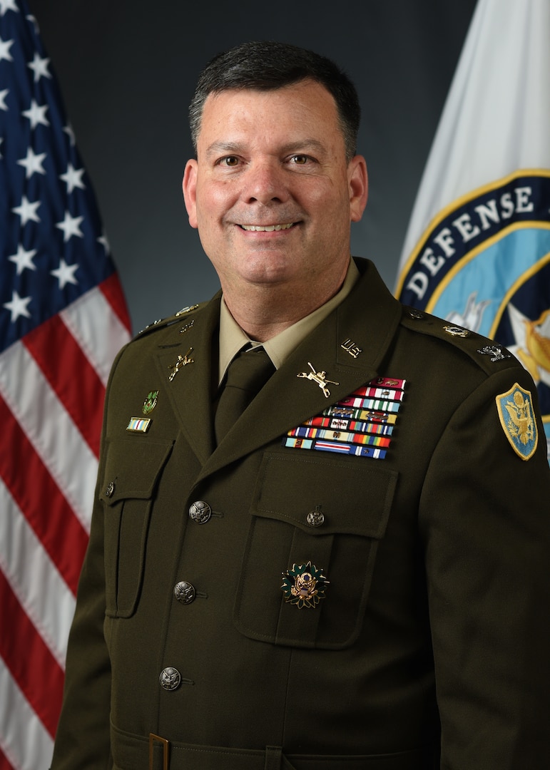 COL Richard McNorton > Defense Media Activity > Leadership