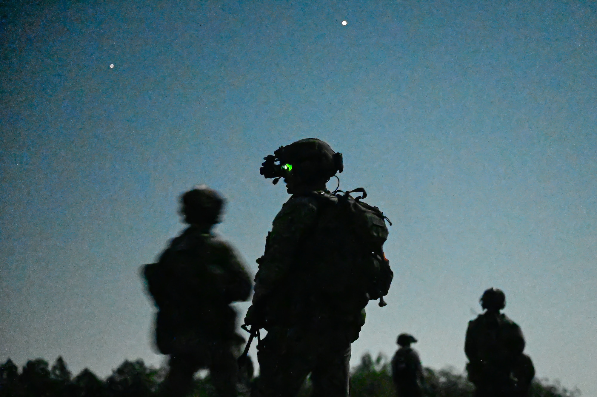 EOD teams, 19 MDG conduct joint field training exercise > Air Mobility ...