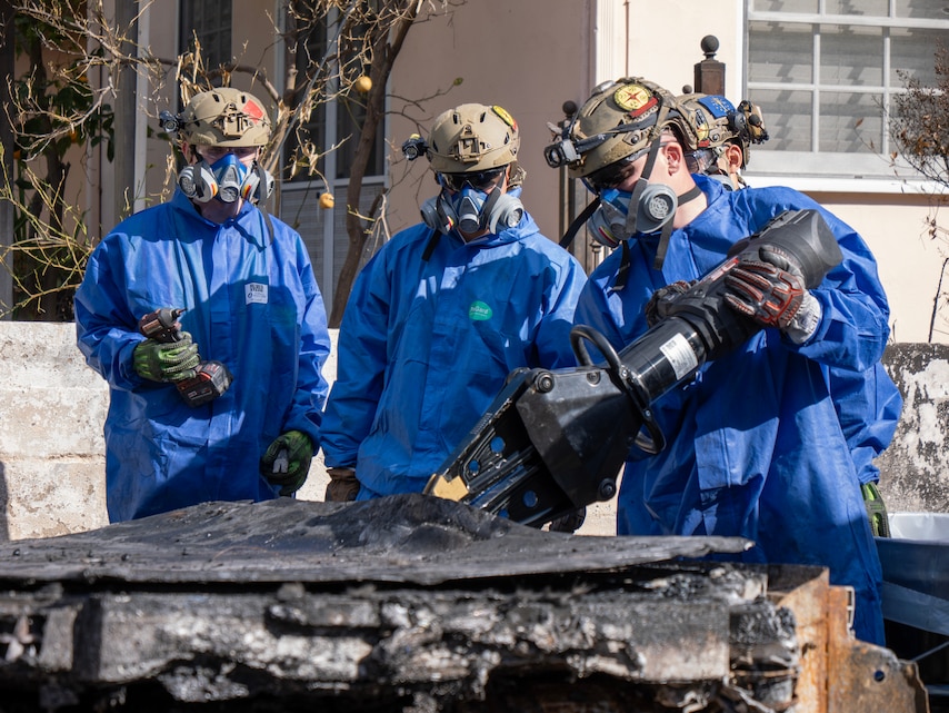 Task Force Atlas - U.S. Servicemembers Respond to L.A. Fires > I Marine ...