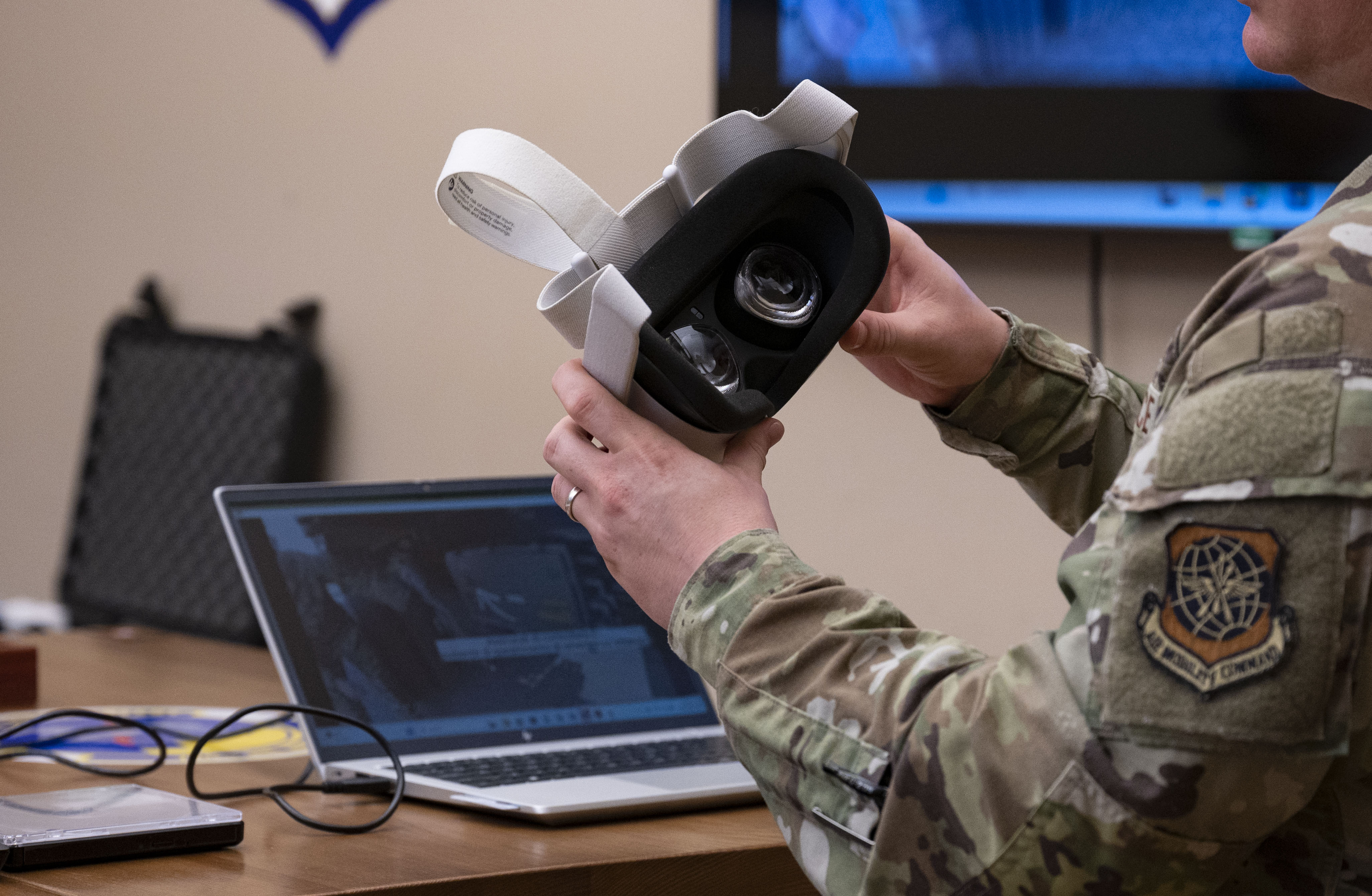 Brig. Gen. Snelson Visits the 724th AMS > Aviano Air Base > Display