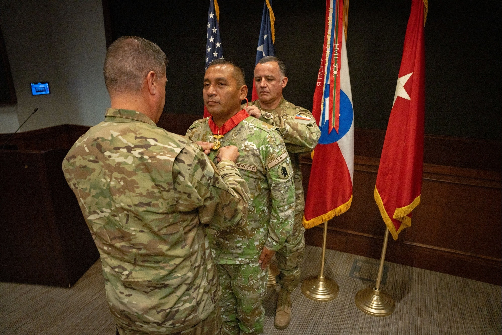 Patched In: ARSOUTH welcomes new deputy commanding general ...