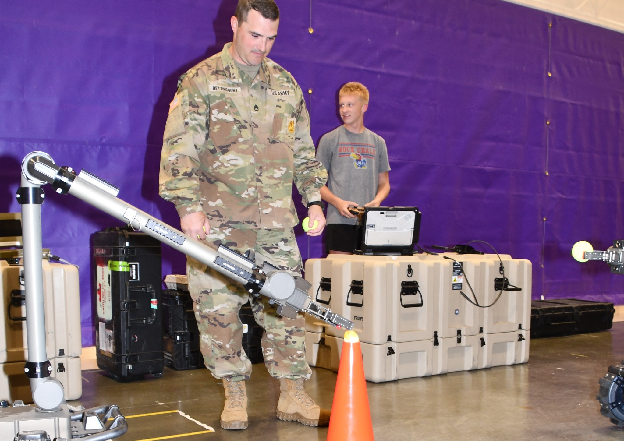 U.S. Army Taps Into Kansas City’s Growing STEM Ecosystem > U.S. ARMY ...
