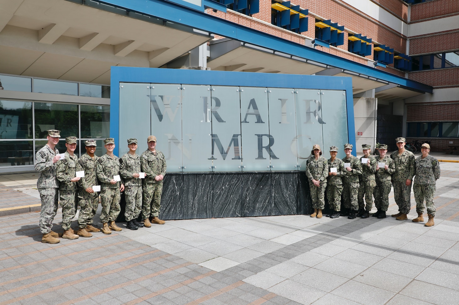 NMRC Hosts Tour for USNA Midshipmen > Navy Medicine > News