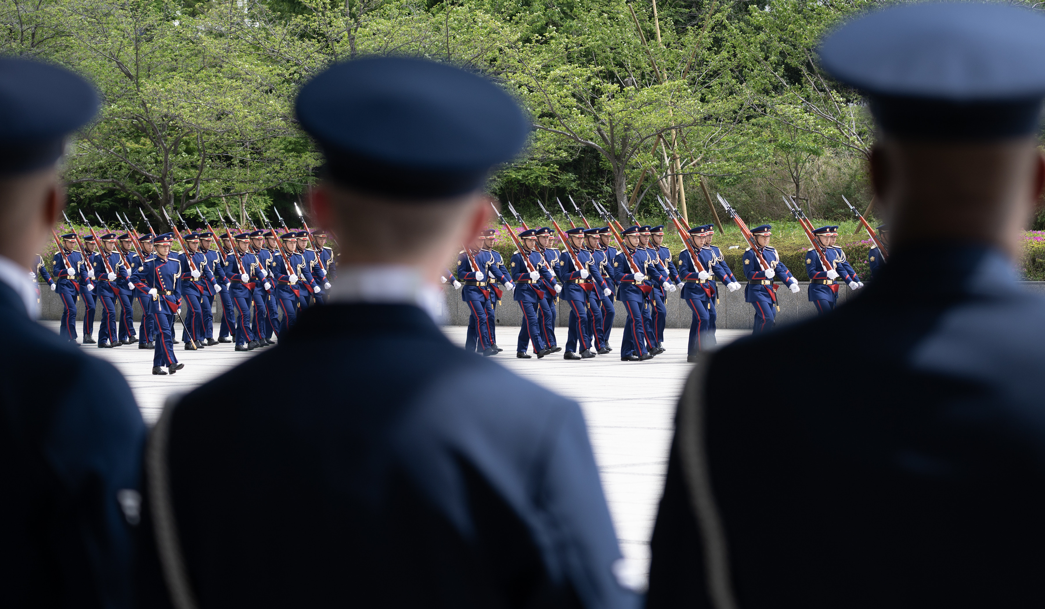 Honor Meets Honor: U.S. Air Force Drill Team Visits JGSDF Special Guard