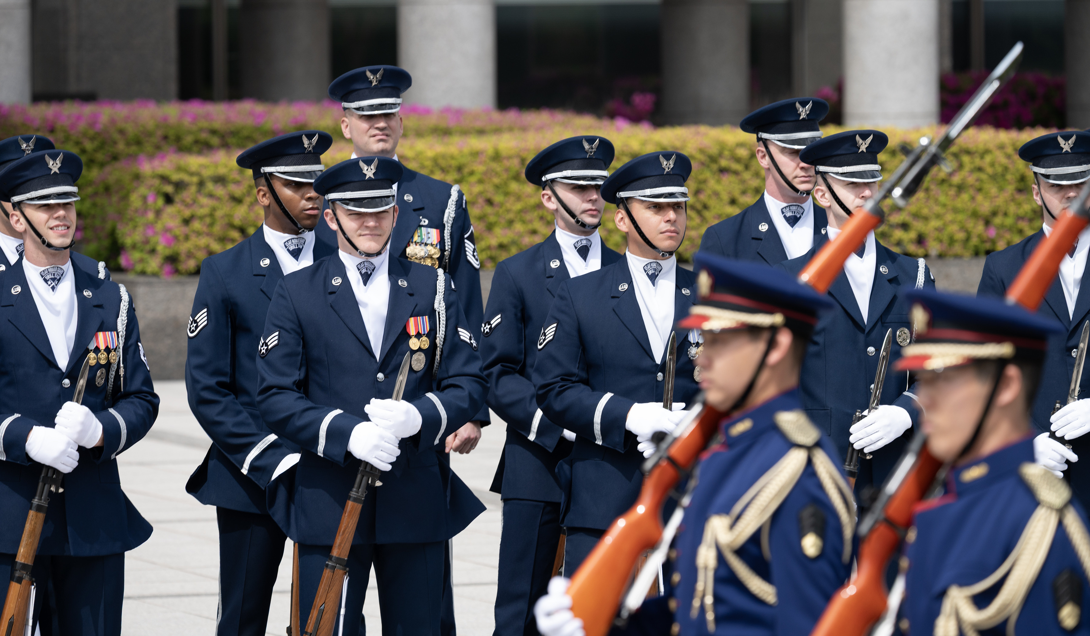 Honor Meets Honor: U.S. Air Force Drill Team Visits JGSDF Special Guard
