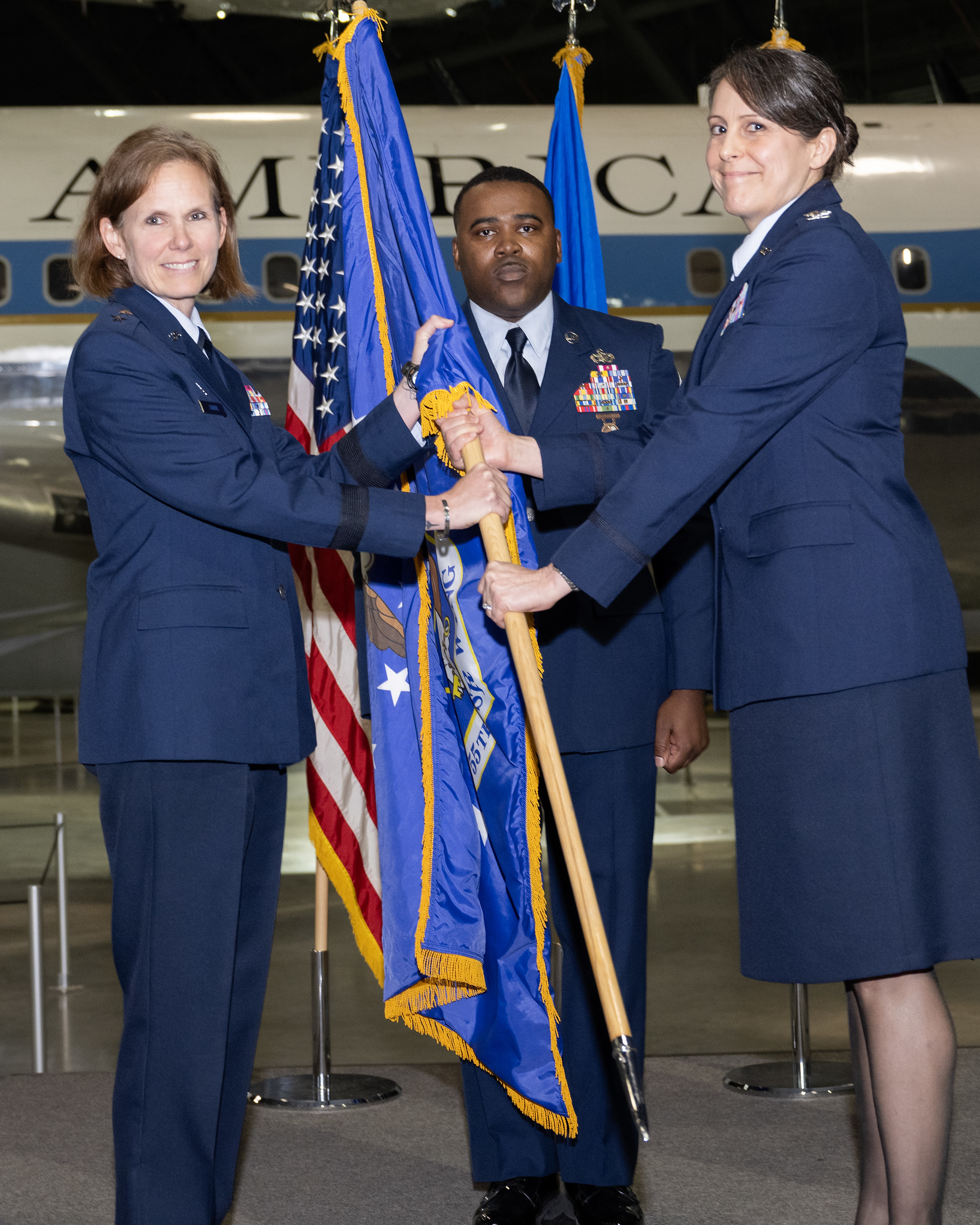 655th ISRW welcomes new commander during change of command ceremony ...