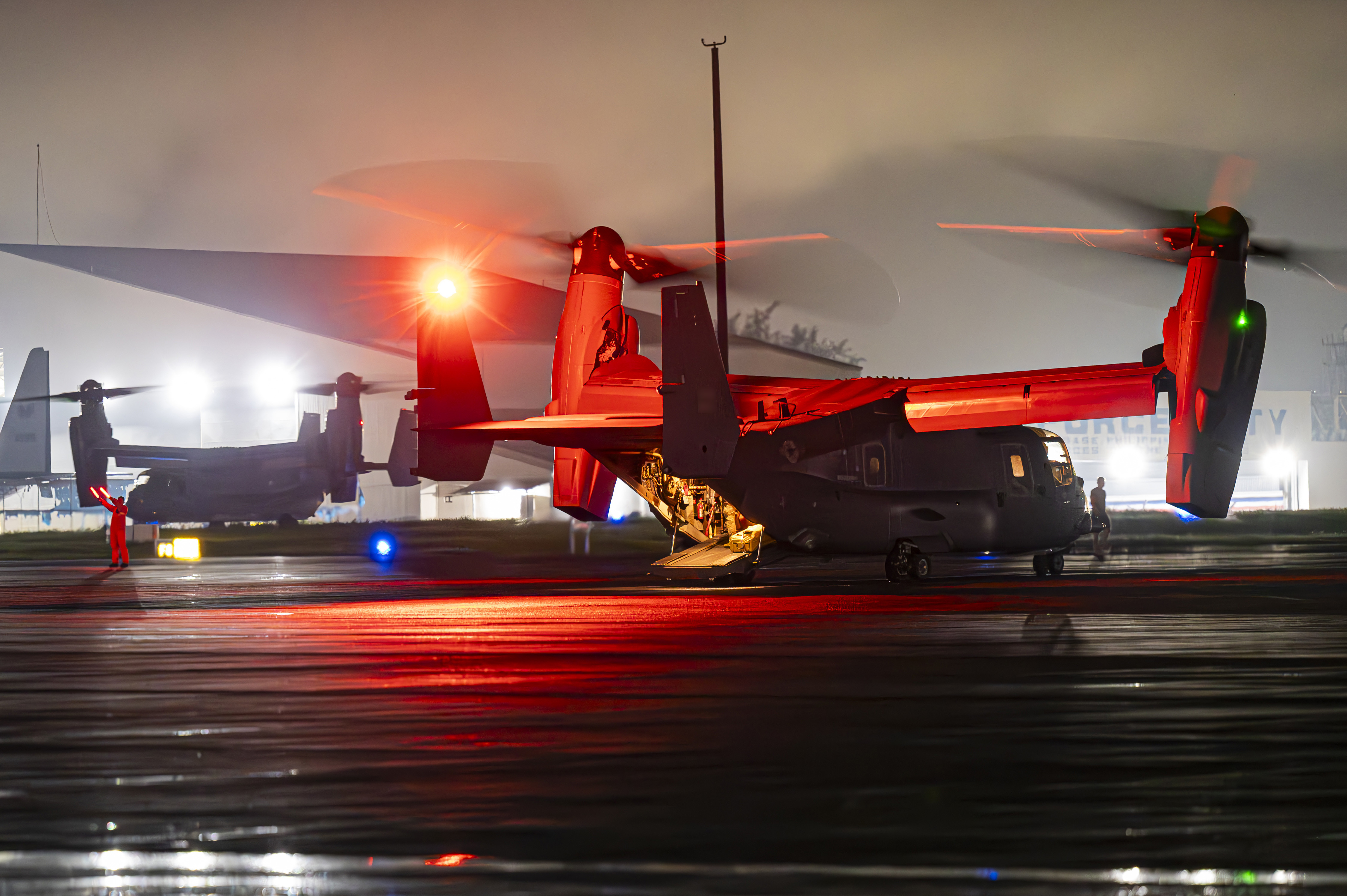Airmen rapidly deploy to support Philippine disaster relief efforts ...