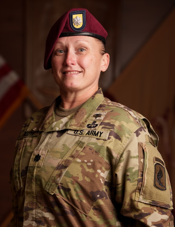 LTC Rhonda Booth > 173rd Airborne Brigade > Leadership