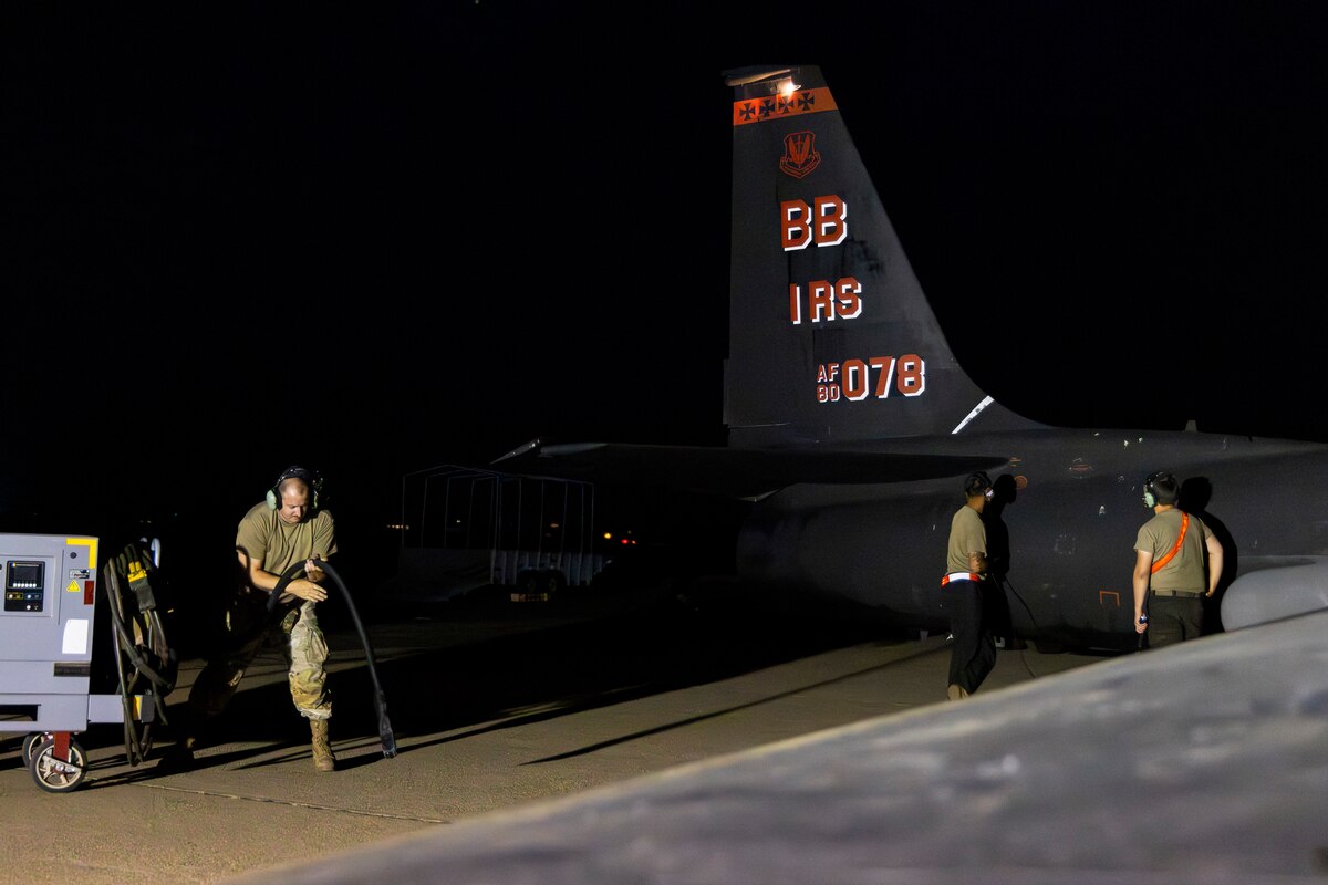 Team Beale conducts historic U-2 Dragon Lady flight, 11 years in the ...