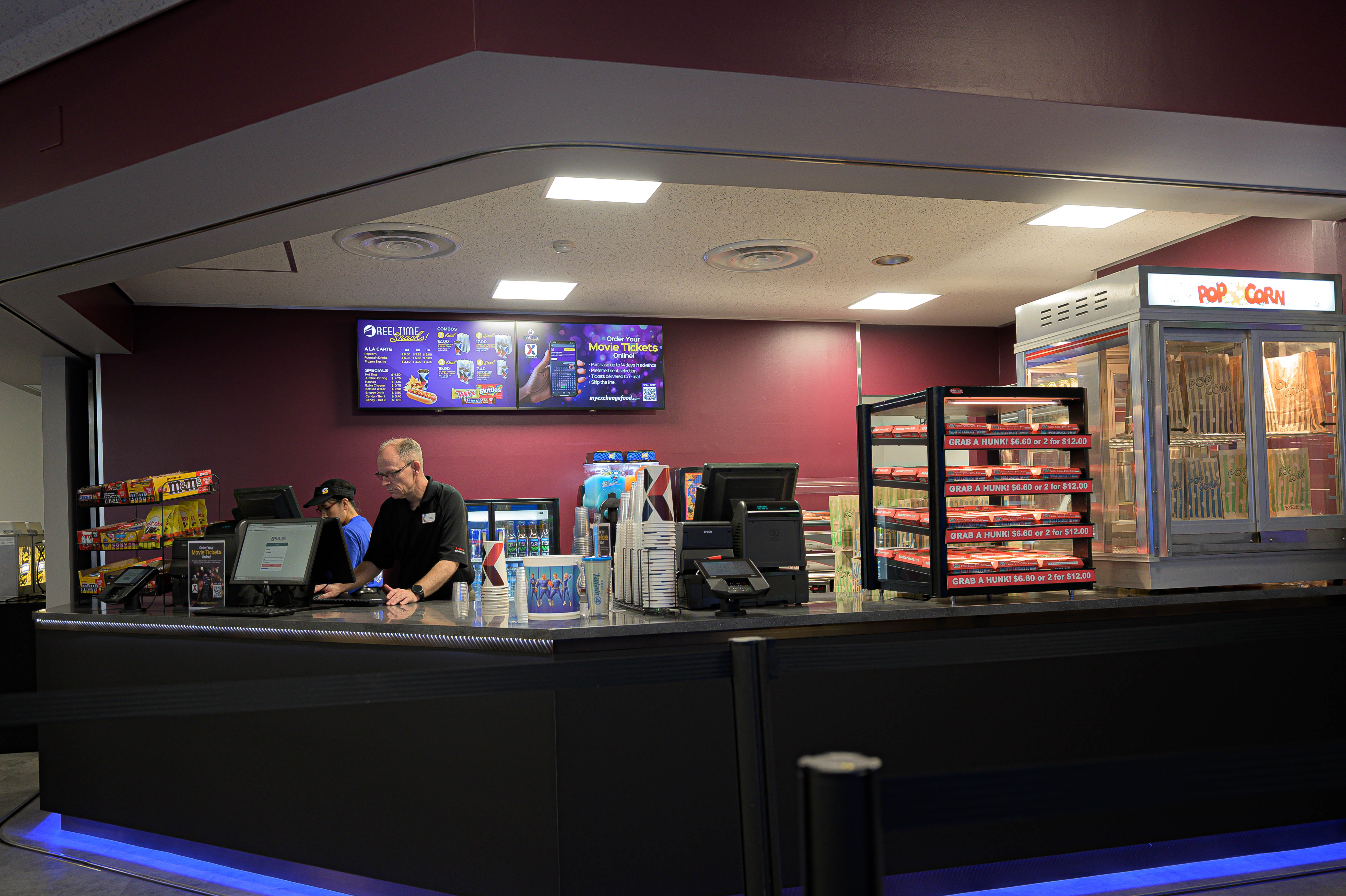 Yokota Air Base Theater re-opens > Yokota Air Base > Article Display