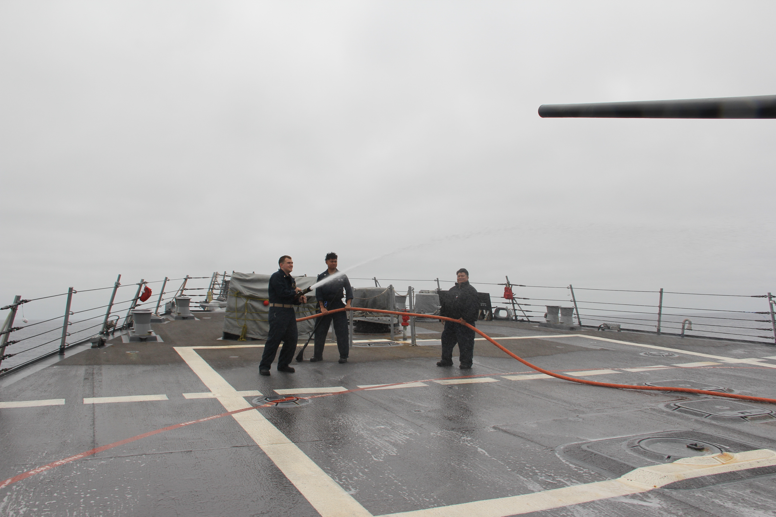 USS Pinckney conducts routine ops in Pacific Ocean