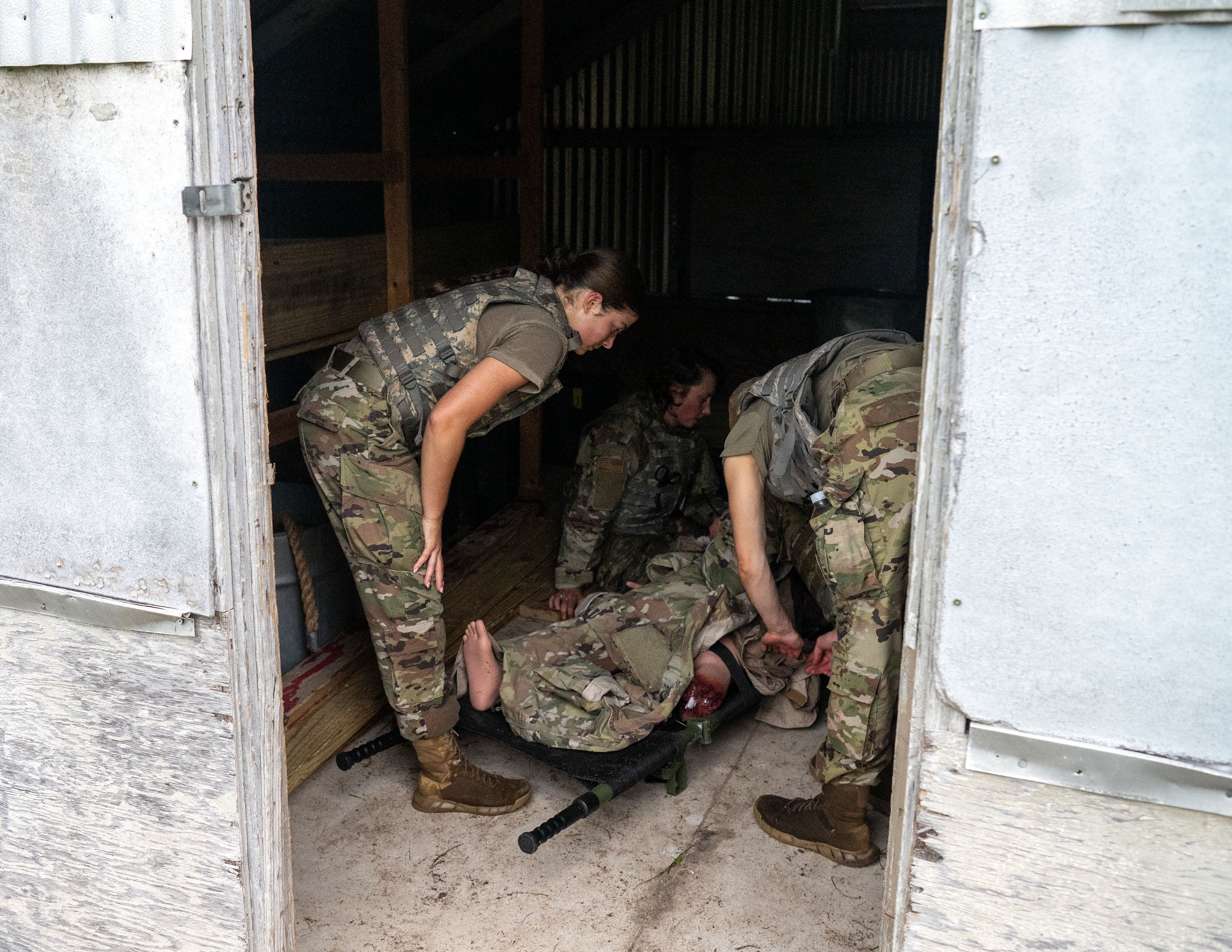 Airmen and Soldiers Sharpen Lifesaving Skills During TCCC Training ...