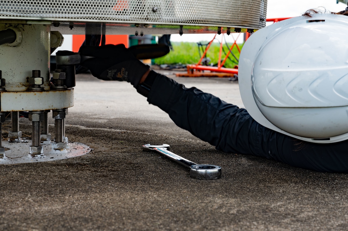 Out with the old, in with the new: New PAR system at JB MDL > Joint ...