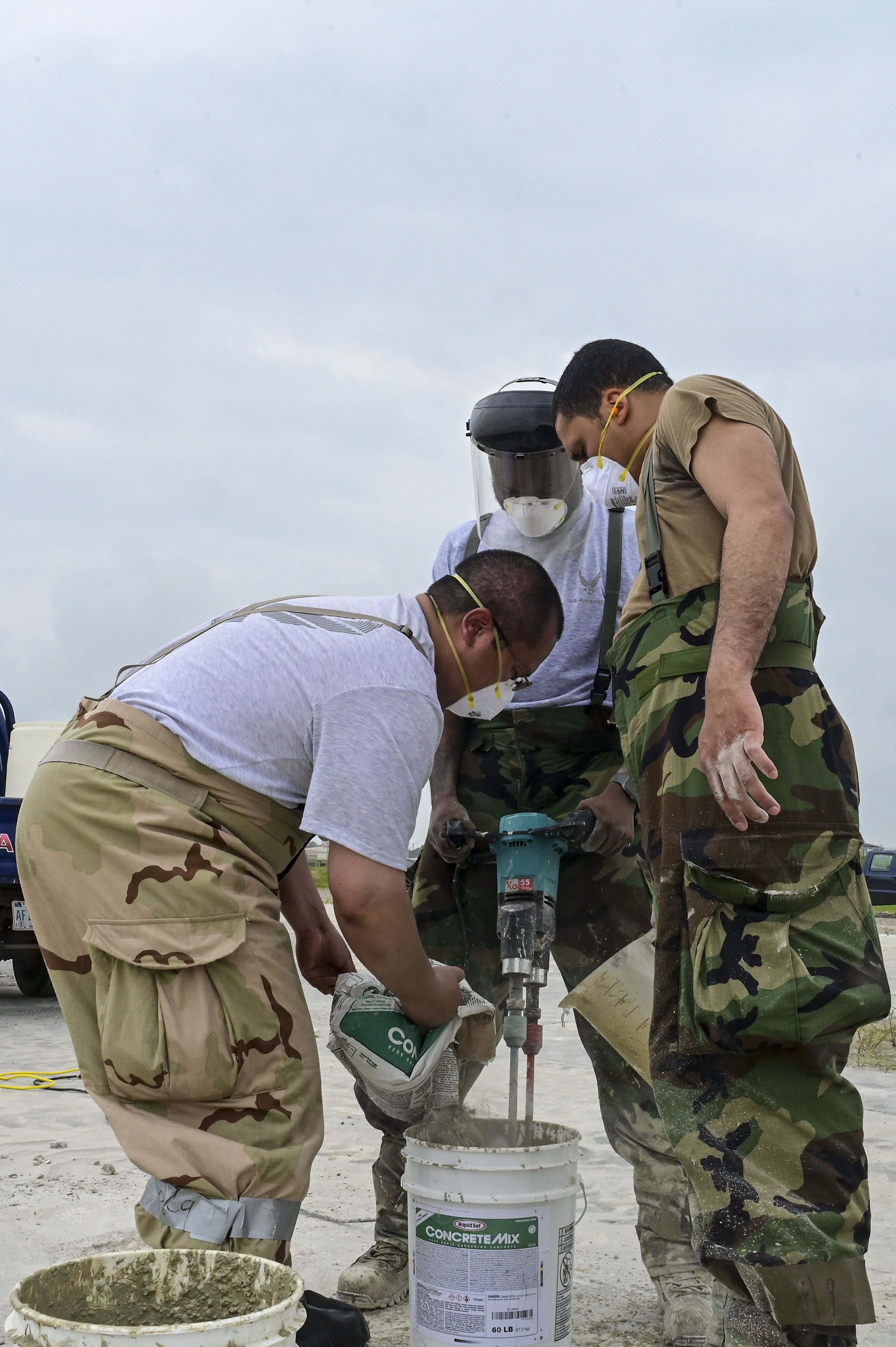 8th CES practices RA/DR during Beverly Sentinel 25-3 > 15th Wing ...