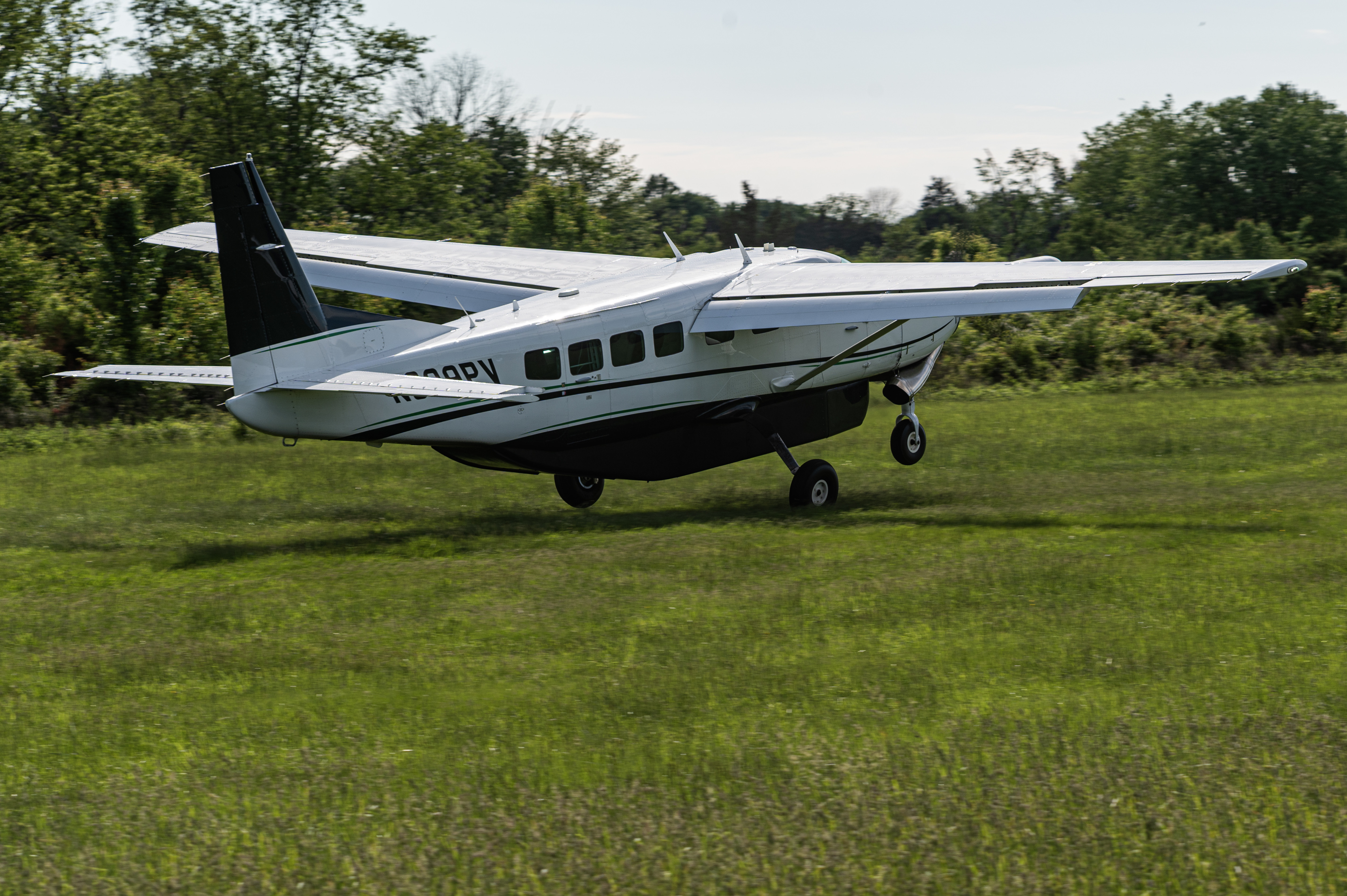 621st CRW integrates C-208B training with LZSOs > Twenty-First Air ...