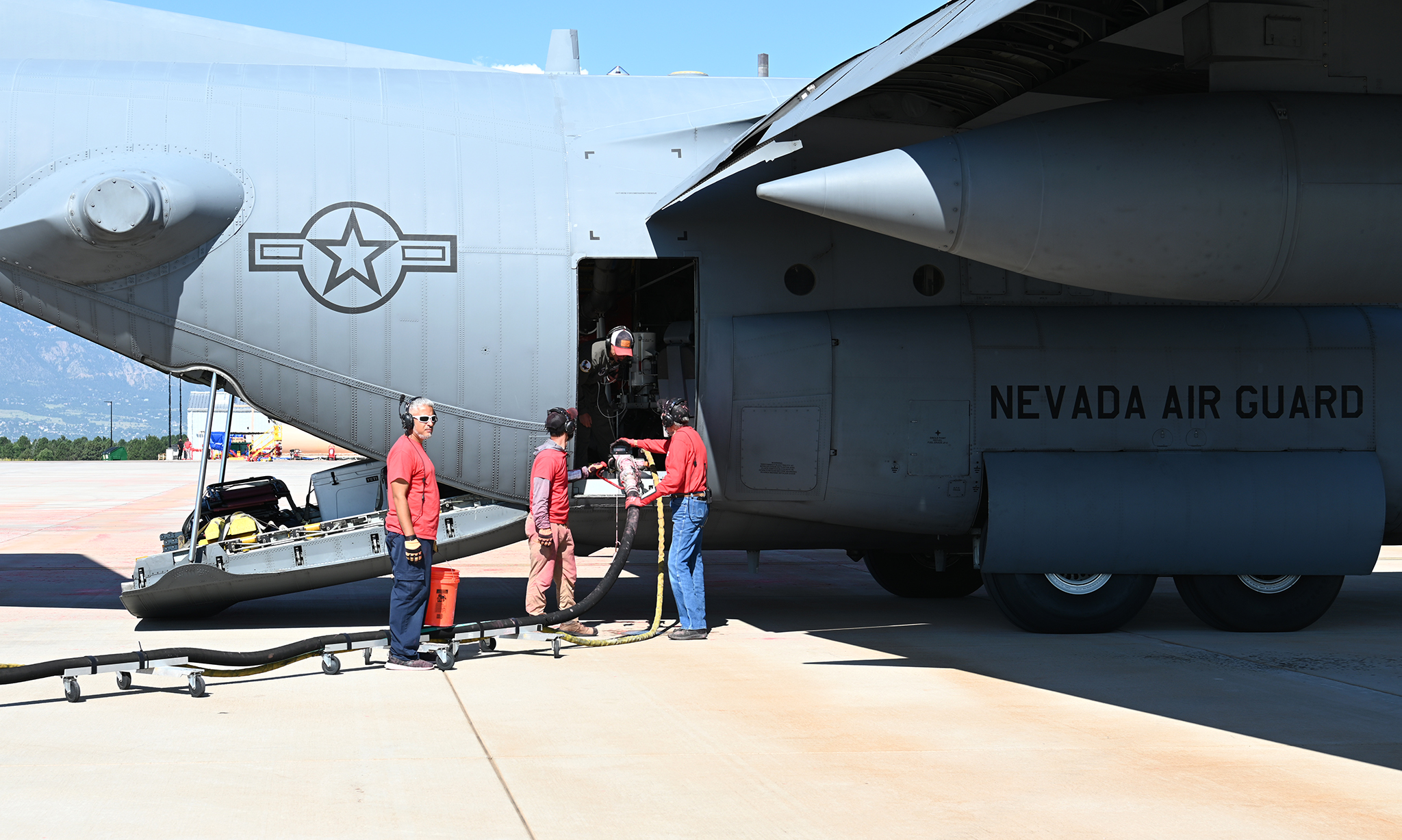 Military firefighting aircraft respond to Colorado Wildfires > U.S ...