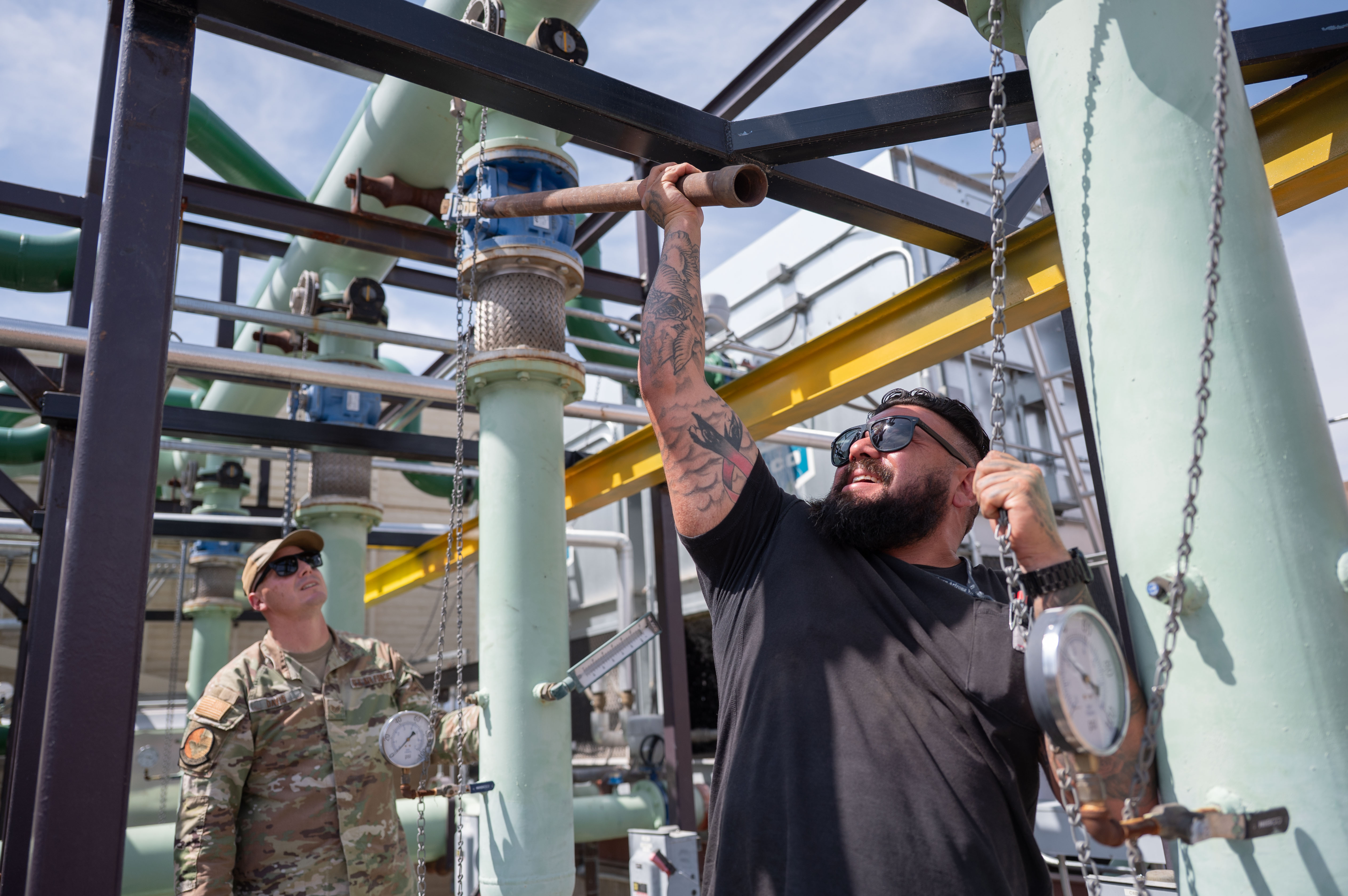 Highlighting 355th CES HVAC > Davis-Monthan Air Force Base > Article View