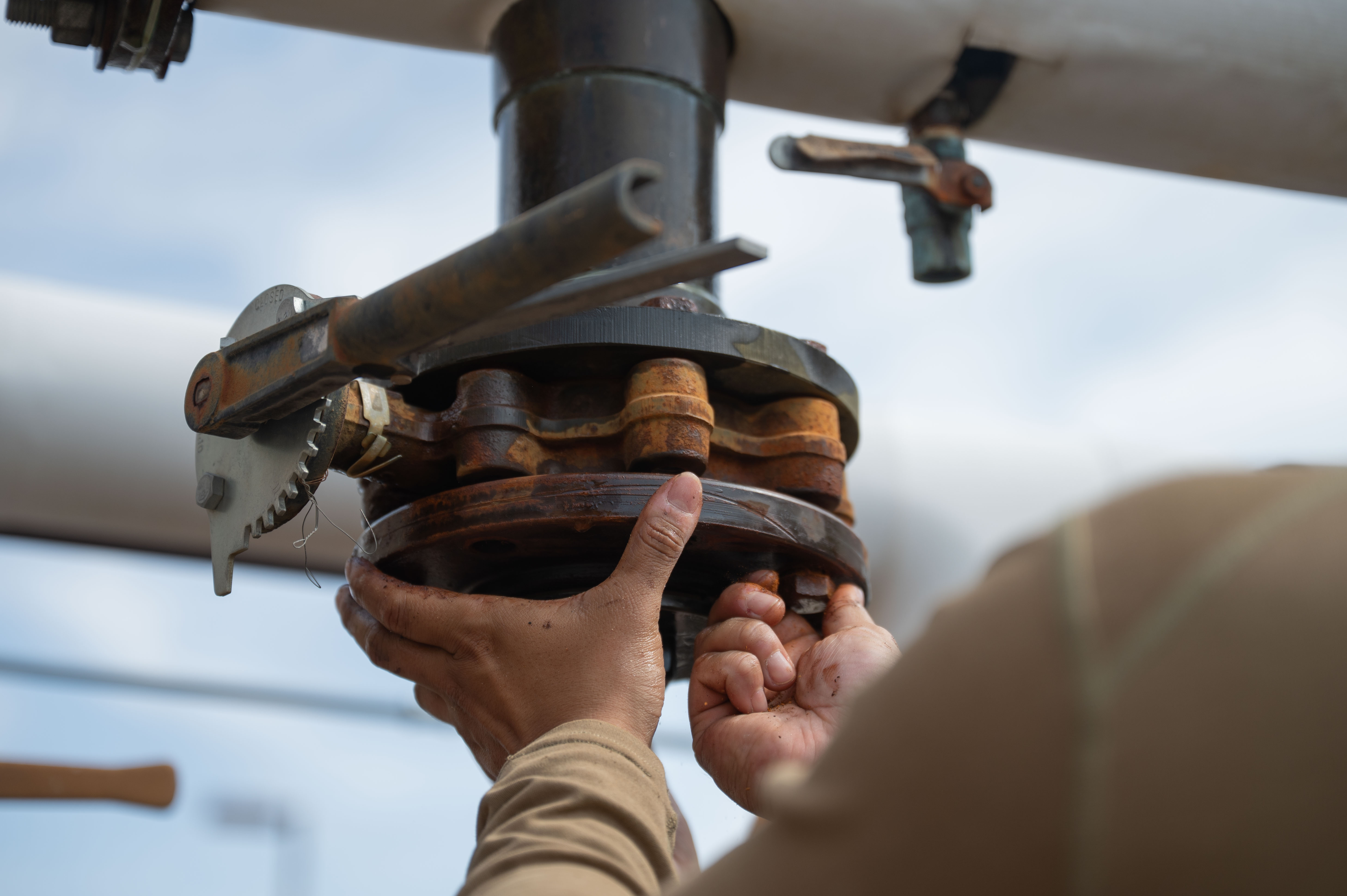 Highlighting 355th CES HVAC > Davis-Monthan Air Force Base > Article View