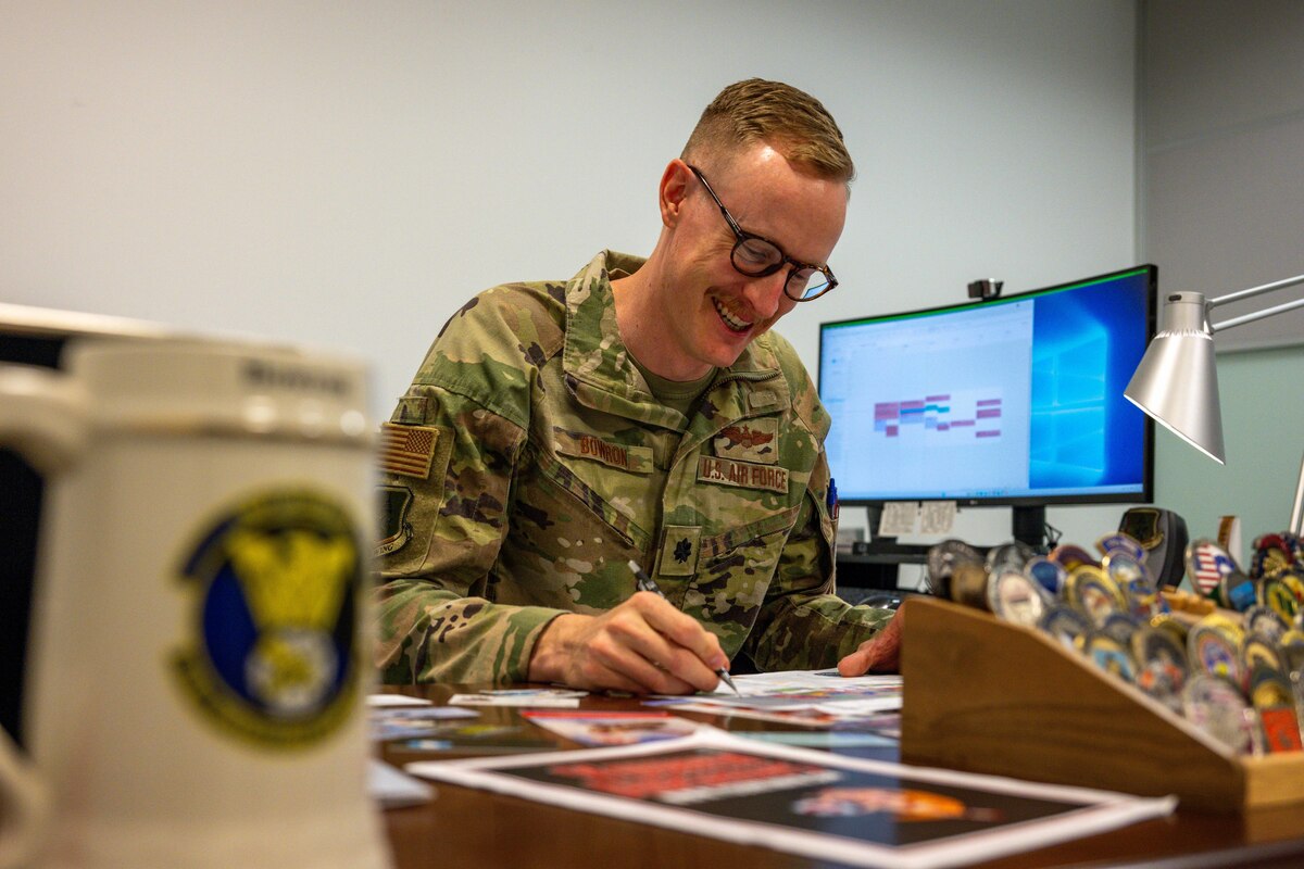 Air show director steers Andrews Air Show to the skies > 505th Command ...