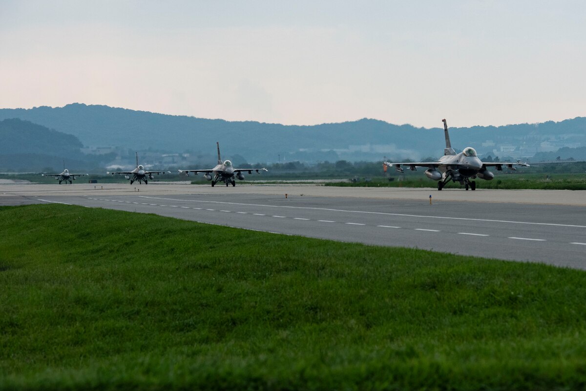 36th FS generates airpower during Ulchi Freedom Shield 25 > Osan Air ...