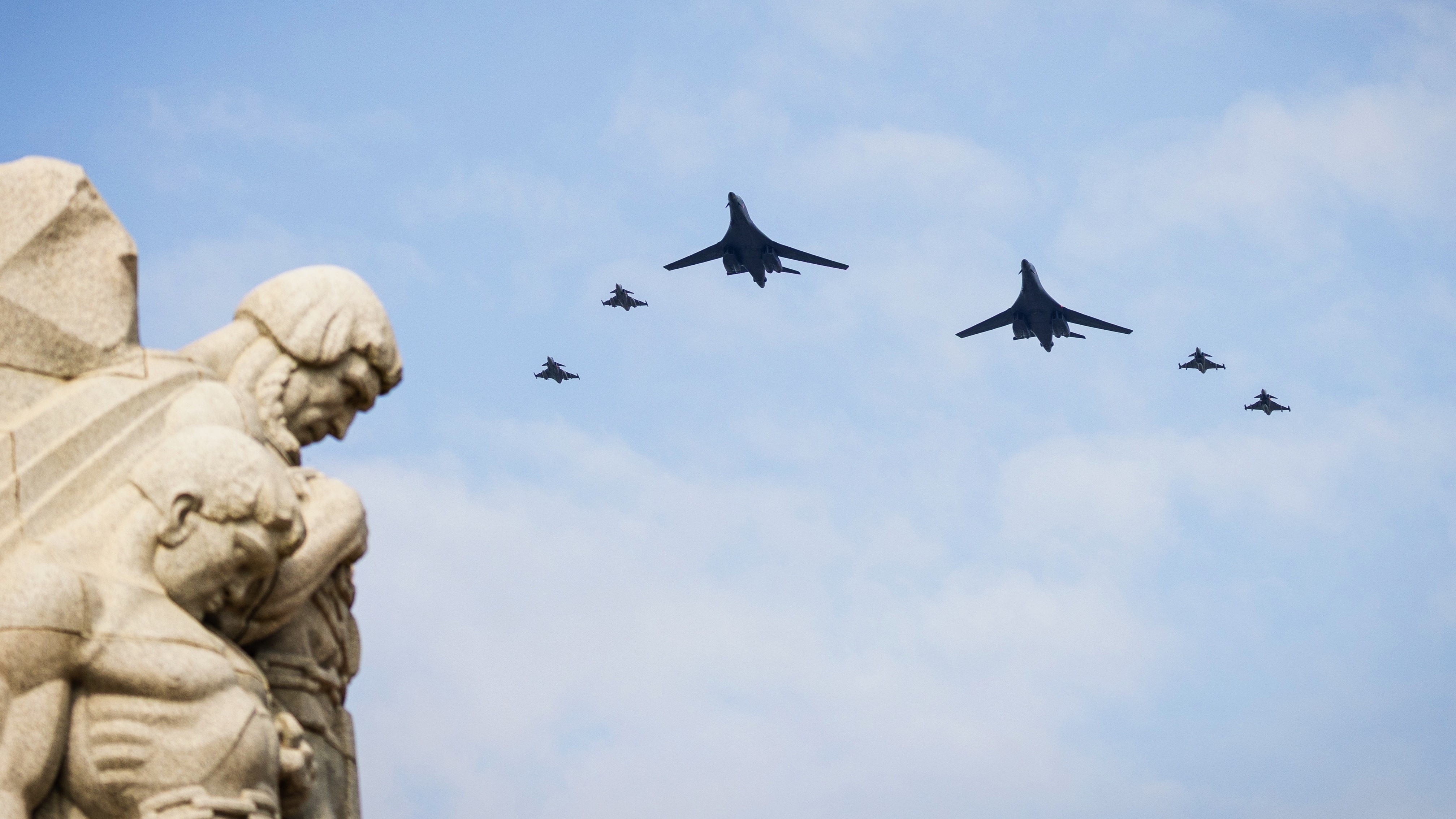 U.S., Allied aircraft fly together over Riga, Latvia – demonstrate ...