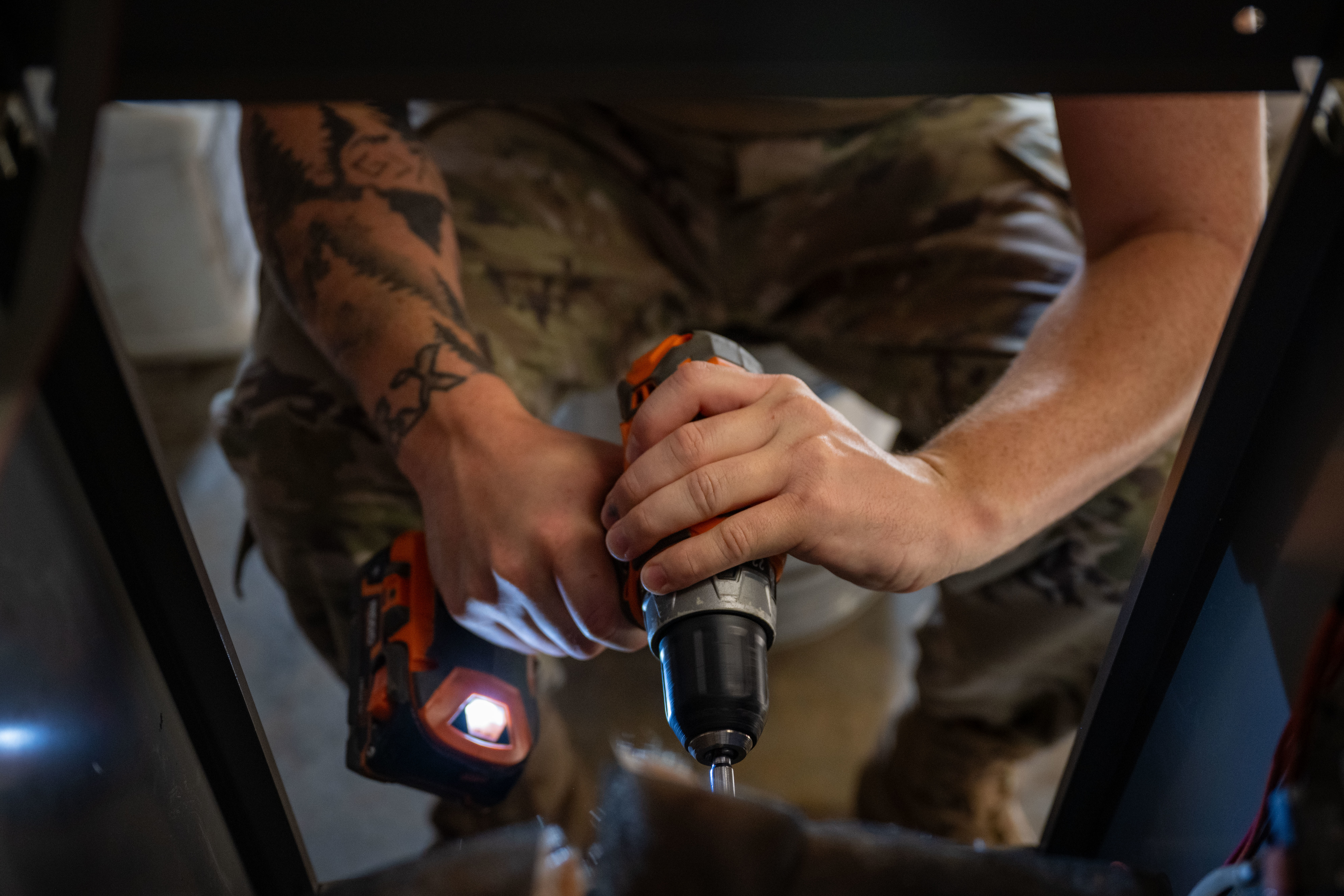 Turn up the heat: HVAC Airmen perform preventative maintenance ...