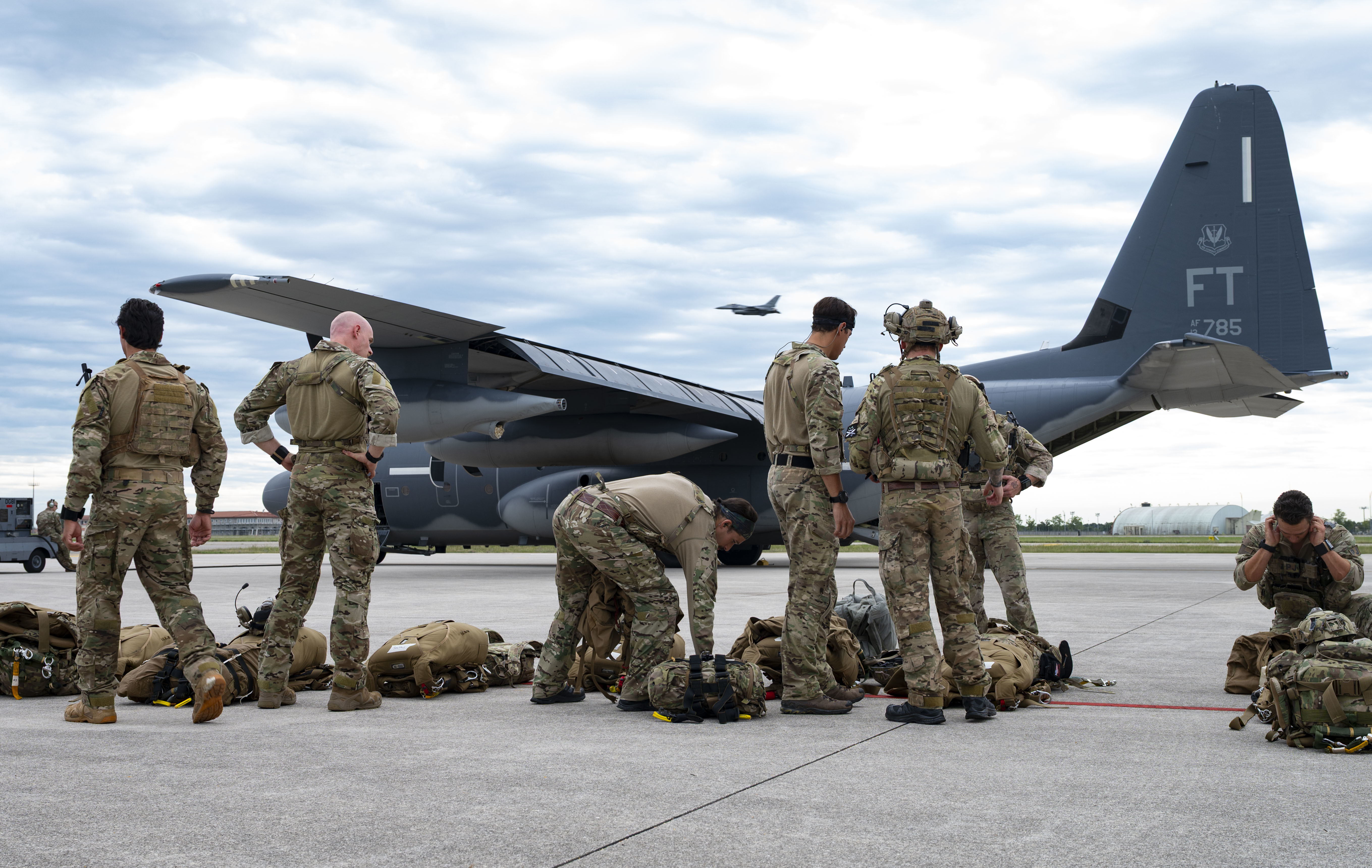 57th Rescue Squadron conducts HALO training > Aviano Air Base > Display