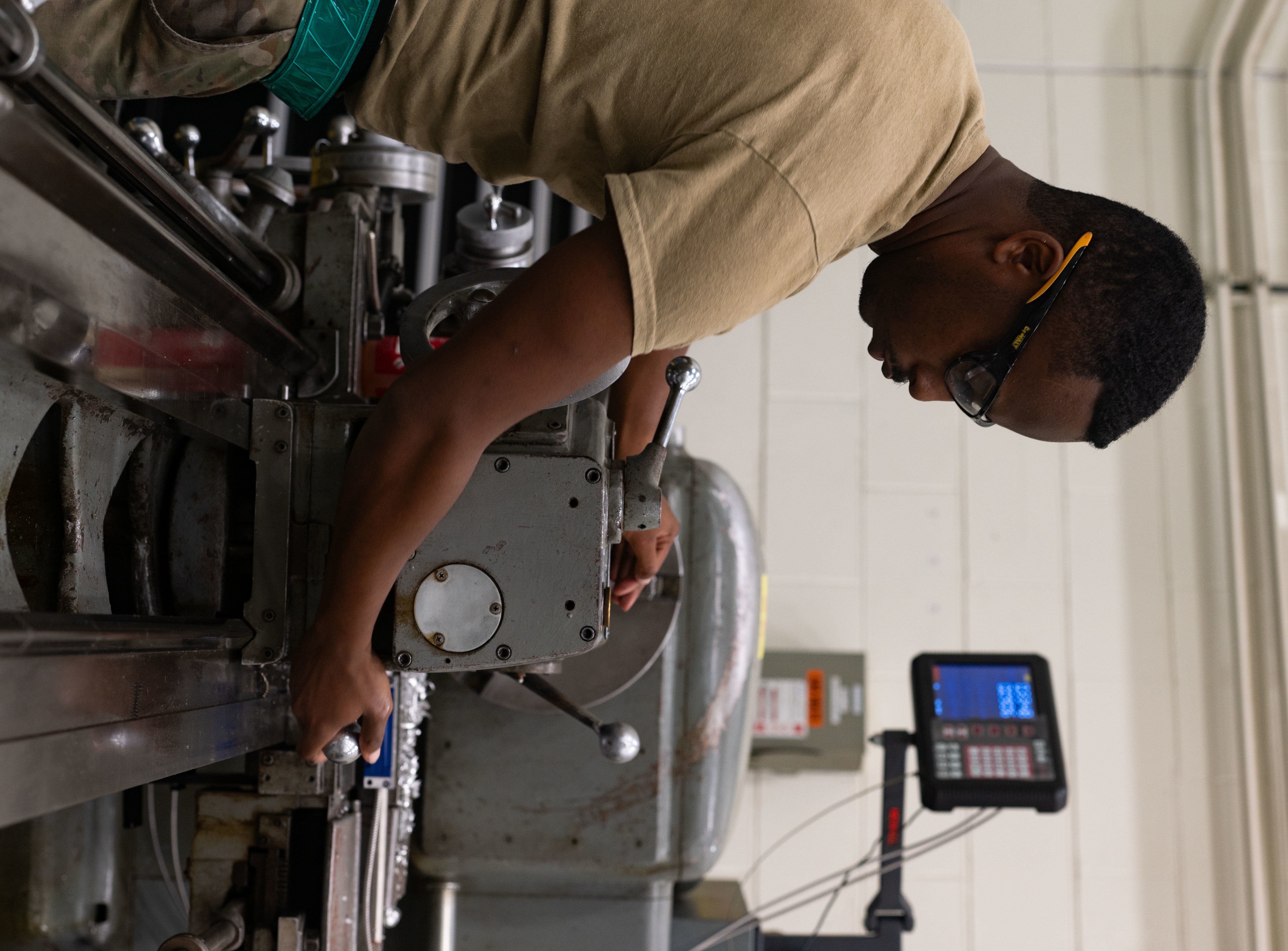 305th MXS Airmen display relentless innovation through aircraft ...