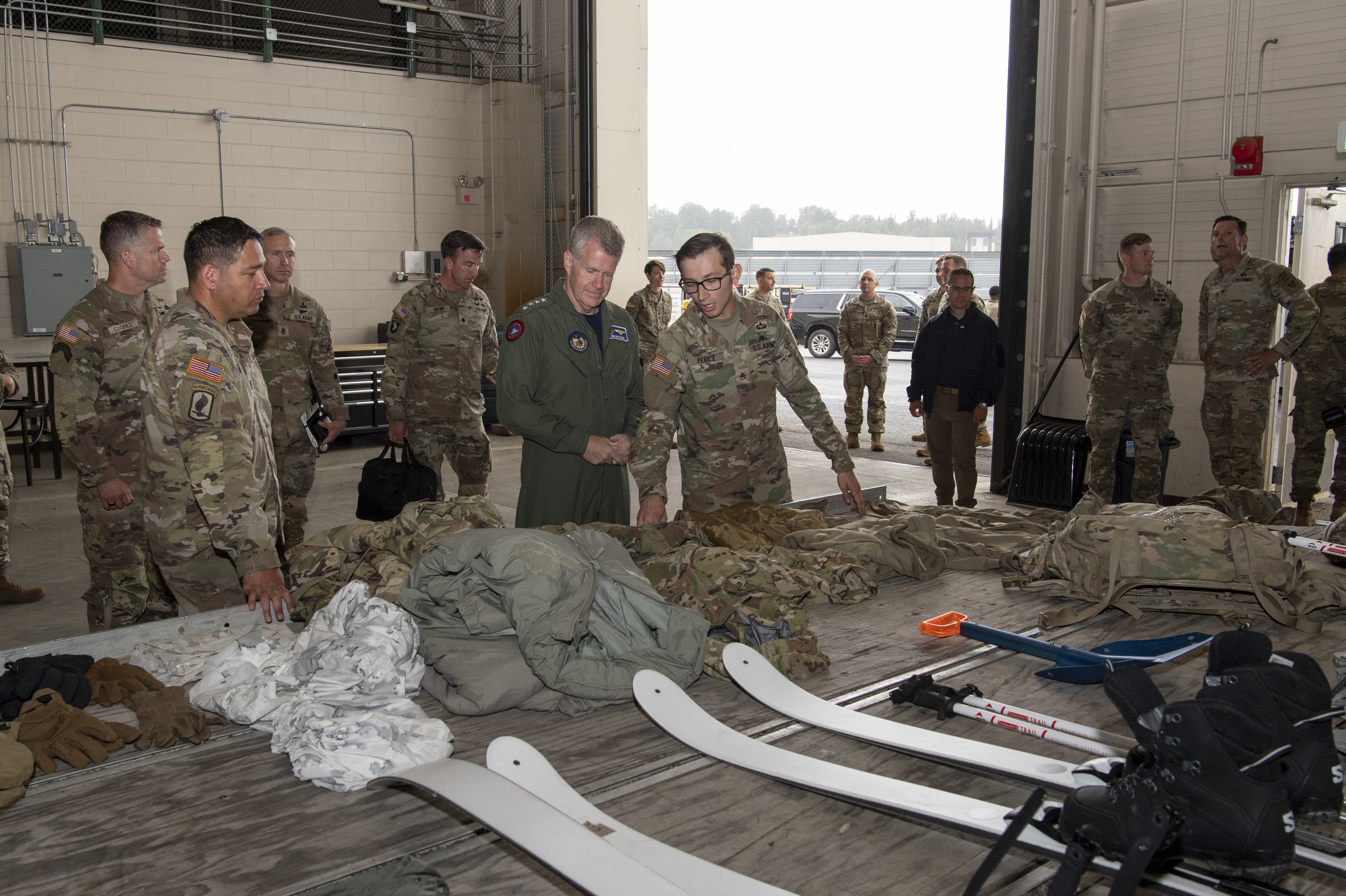 U.S. Indo-Pacific commander visits Alaska in support of Northern Edge 25 > U.S. Indo-Pacific ...